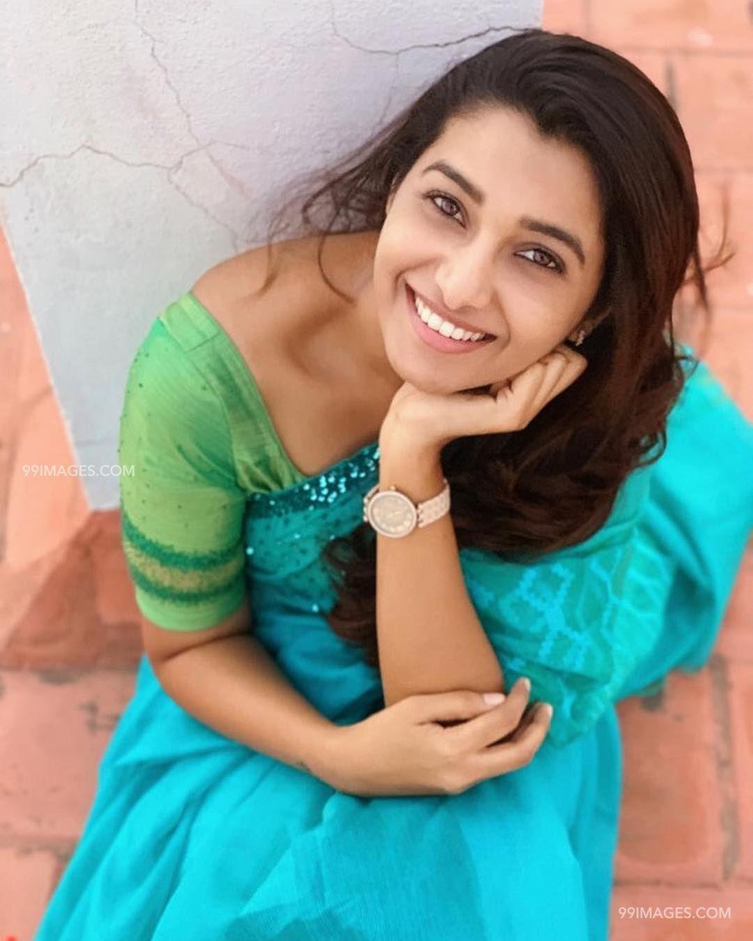 Priya Bhavani Shankar Wallpapers - Top Free Priya Bhavani Shankar ...