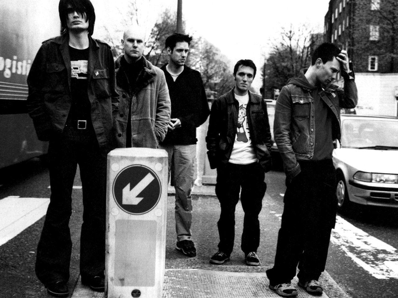 Radiohead Band Wallpapers - Top Free Radiohead Band Backgrounds ...