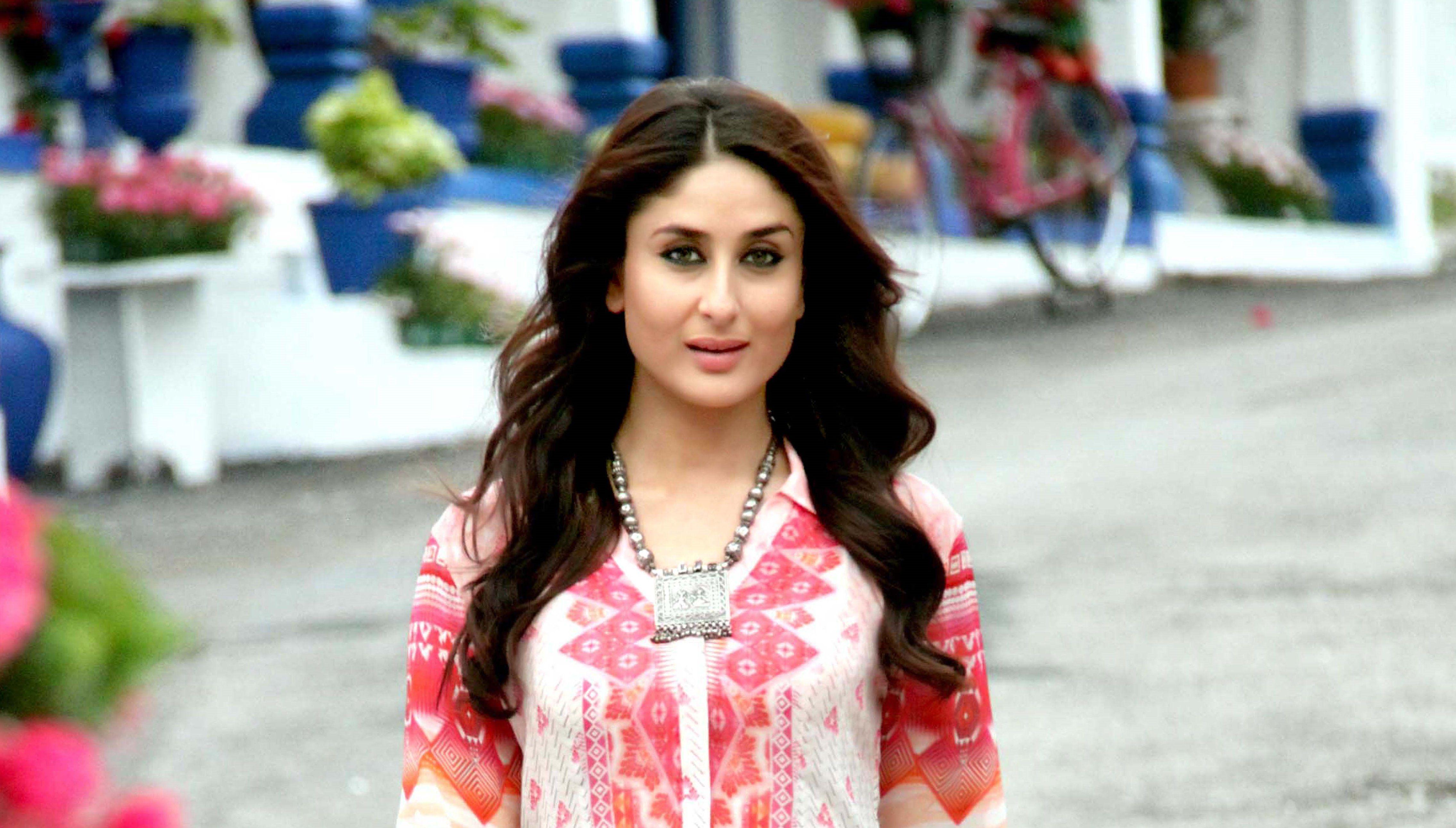 Kareena Kapoor HD Wallpapers - Top Free Kareena Kapoor HD Backgrounds ...