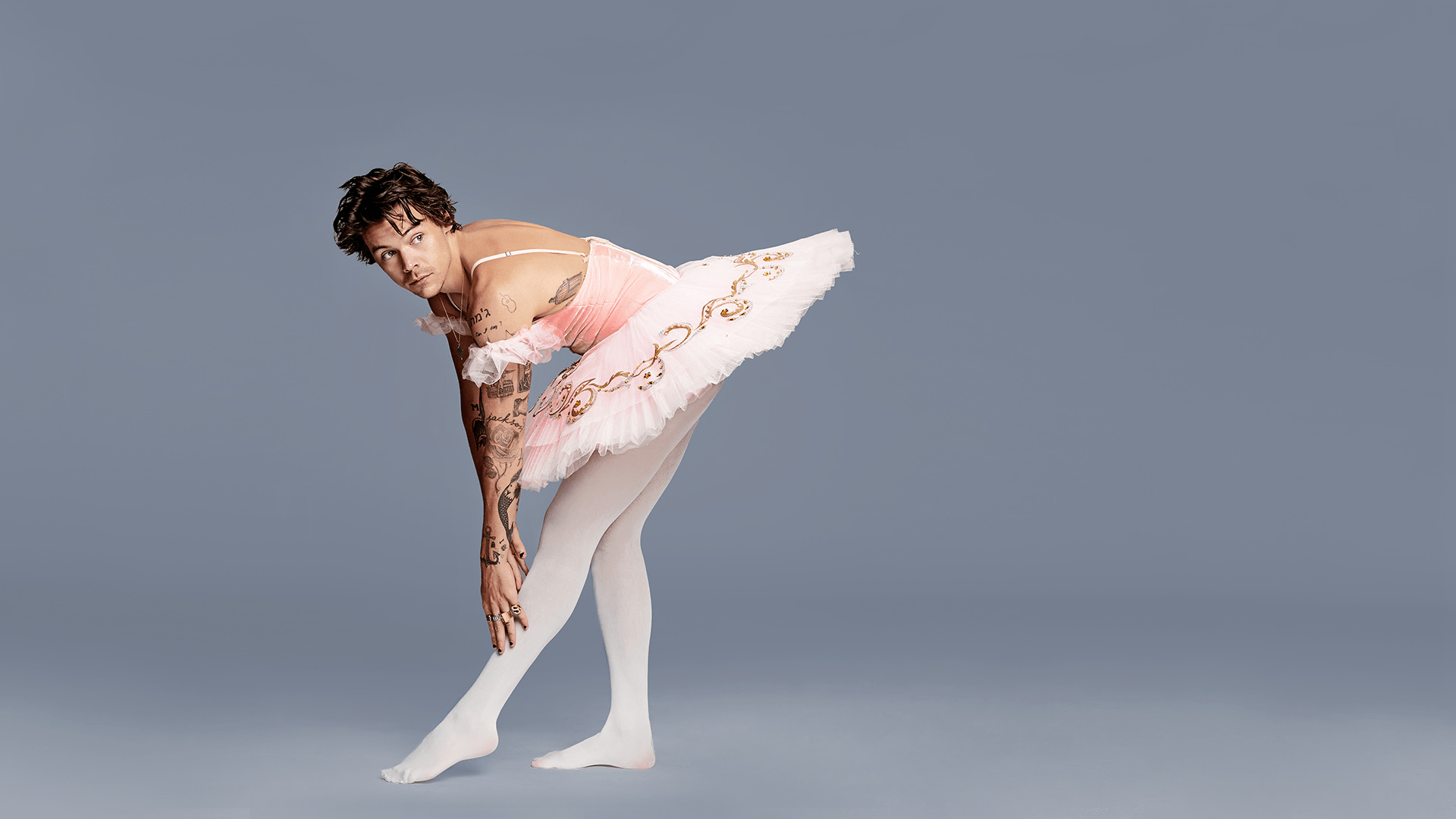 Harry Styles Pink Wallpapers - Top Free Harry Styles Pink Backgrounds ...