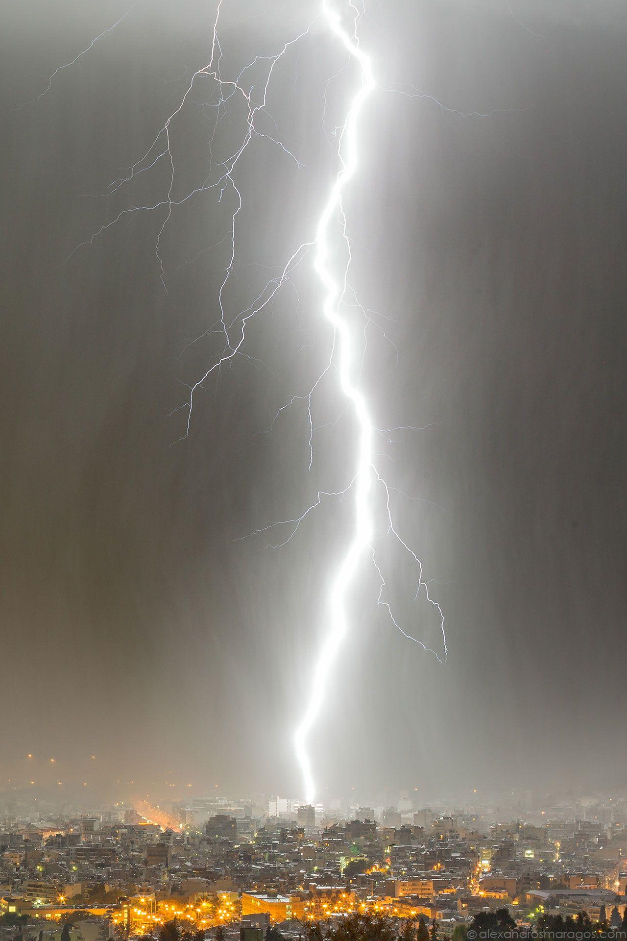 Lightning Phone Wallpapers - Top Free Lightning Phone Backgrounds ...