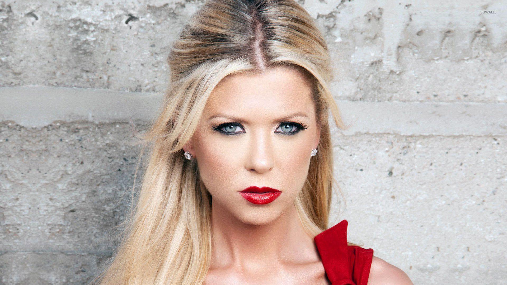 Tara Reid Wallpapers - Top Free Tara Reid Backgrounds - WallpaperAccess
