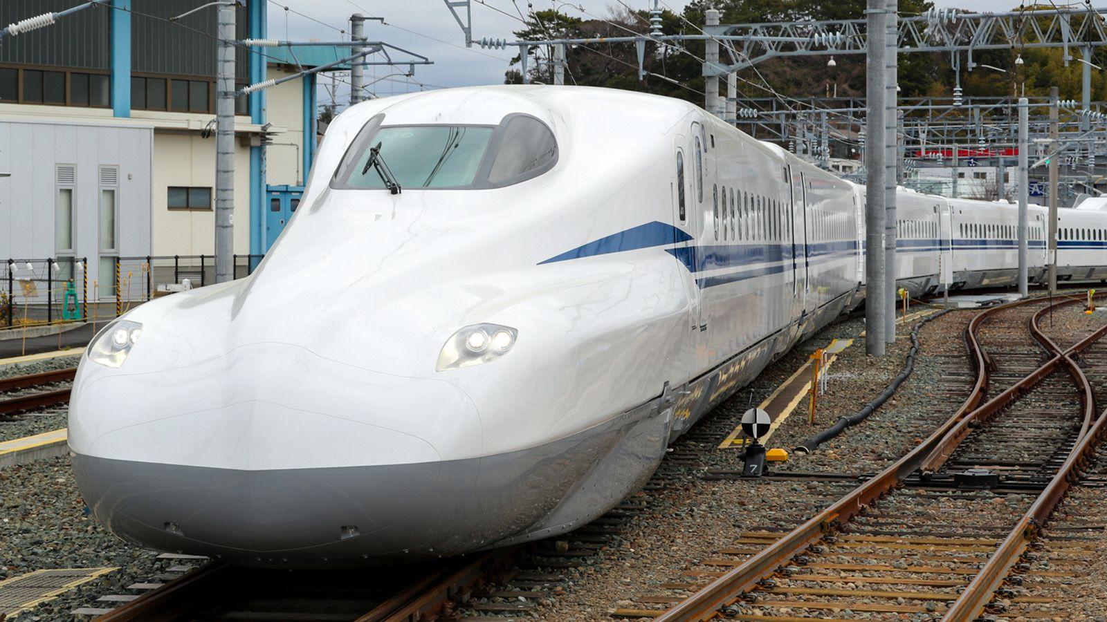 Bullet Train Wallpapers - Top Free Bullet Train Backgrounds ...