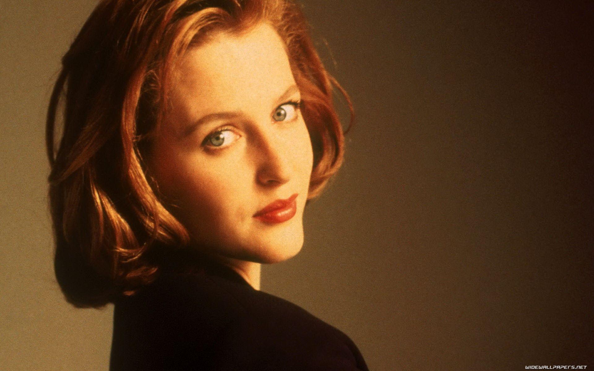 Gillian Anderson Wallpapers - Top Free Gillian Anderson Backgrounds ...