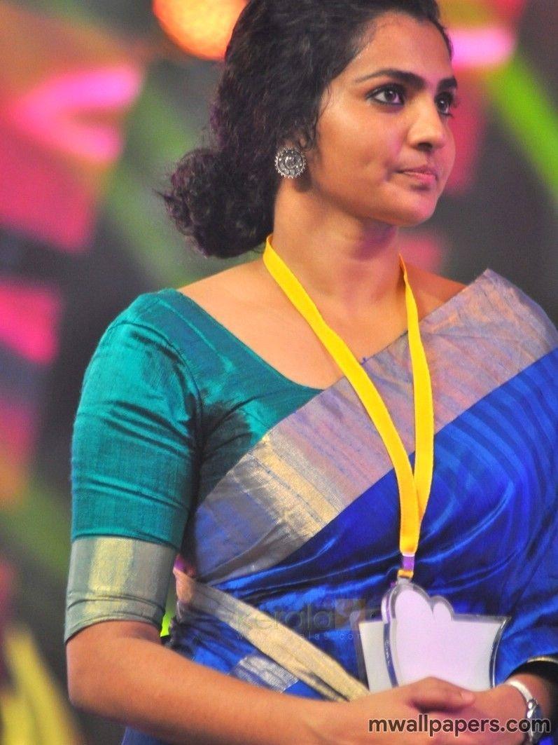 Parvathy Thiruvothu Wallpapers - Top Free Parvathy Thiruvothu ...
