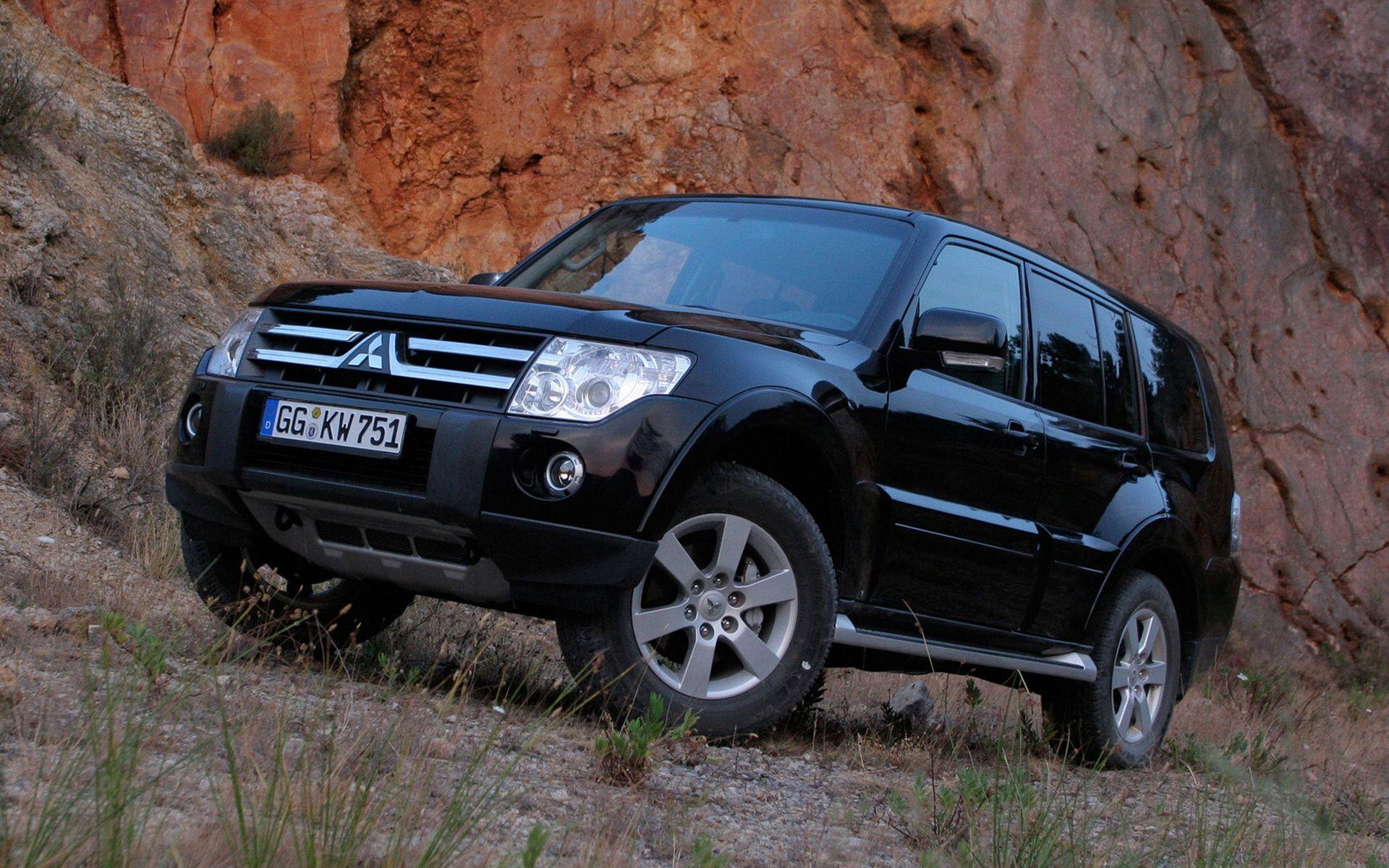 Mitsubishi Pajero Wallpapers - Top Free Mitsubishi Pajero Backgrounds ...