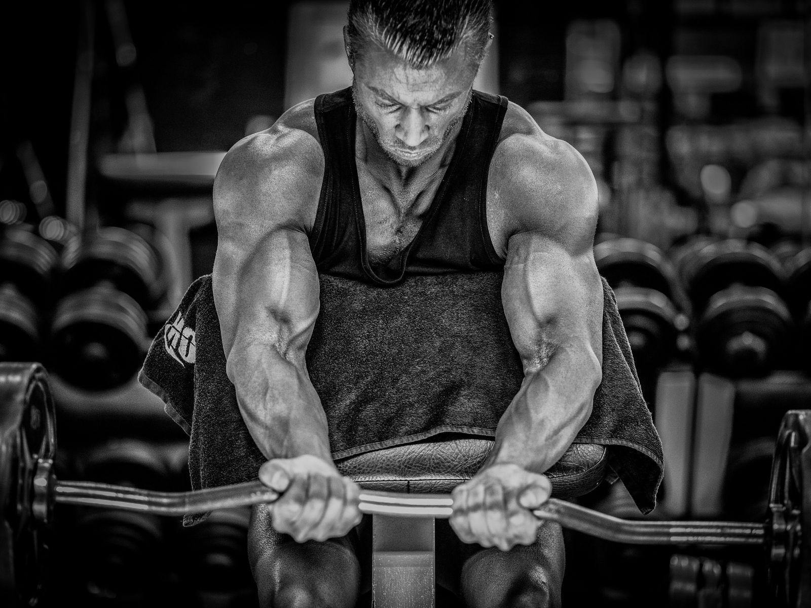 Muscle Man Wallpapers - Top Free Muscle Man Backgrounds - WallpaperAccess