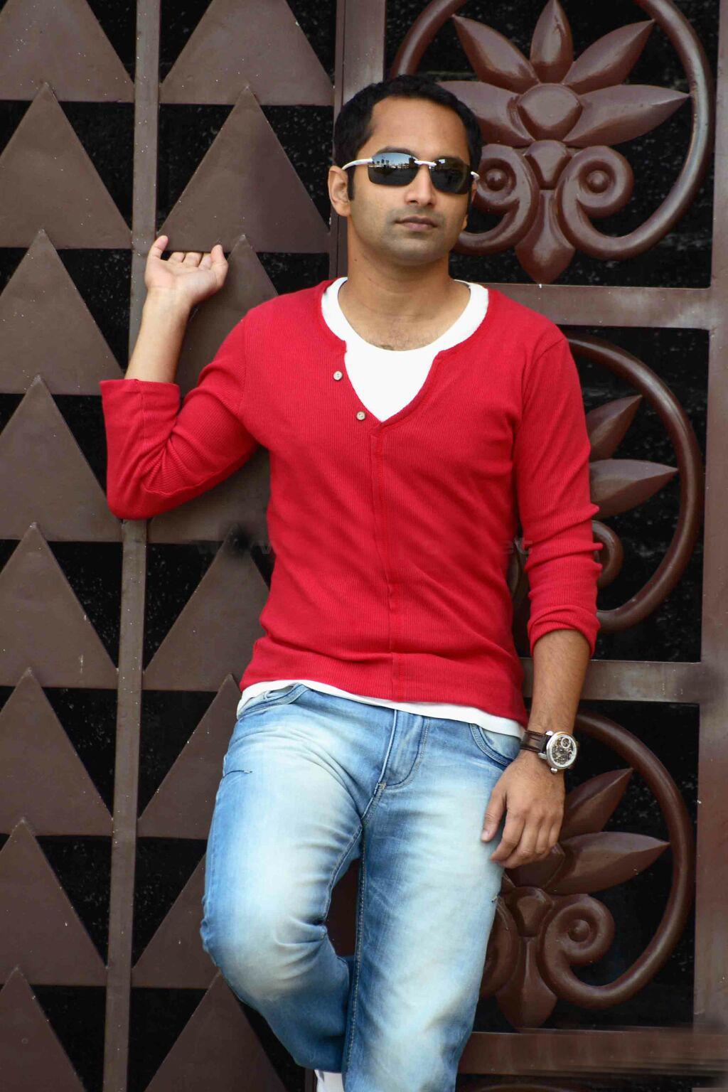 Fahadh Faasil Wallpapers - Top Free Fahadh Faasil Backgrounds ...