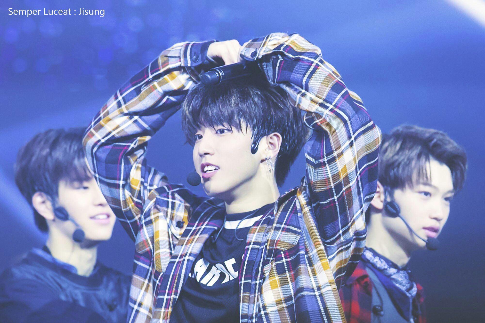 Han Jisung Desktop Wallpapers - Top Free Han Jisung Desktop Backgrounds ...