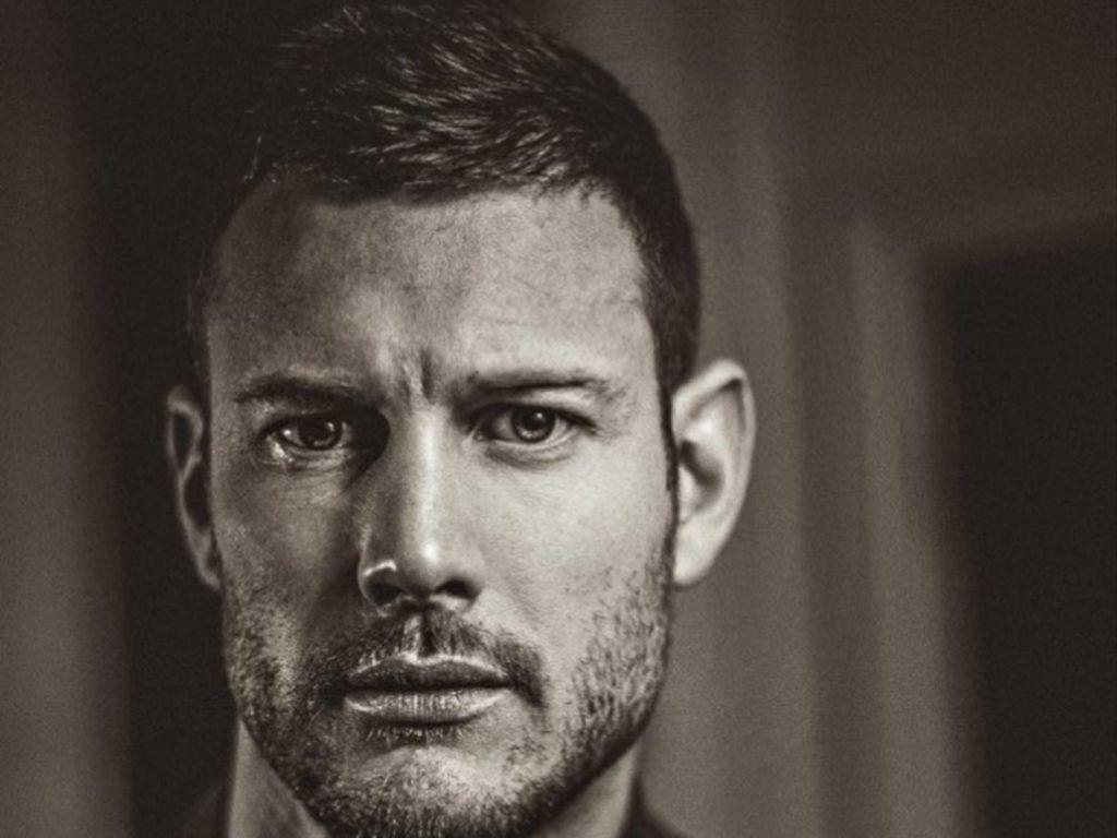 Tom Hopper Wallpapers - Top Free Tom Hopper Backgrounds - WallpaperAccess