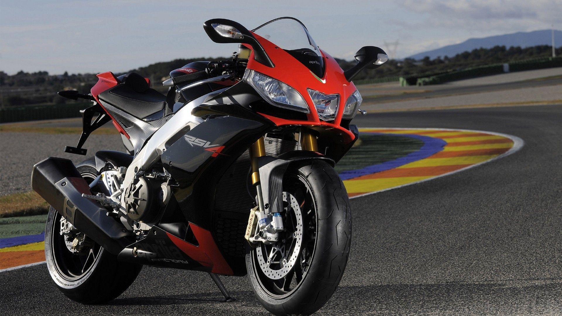 Aprilia RSV4 Wallpapers - Top Free Aprilia RSV4 Backgrounds ...