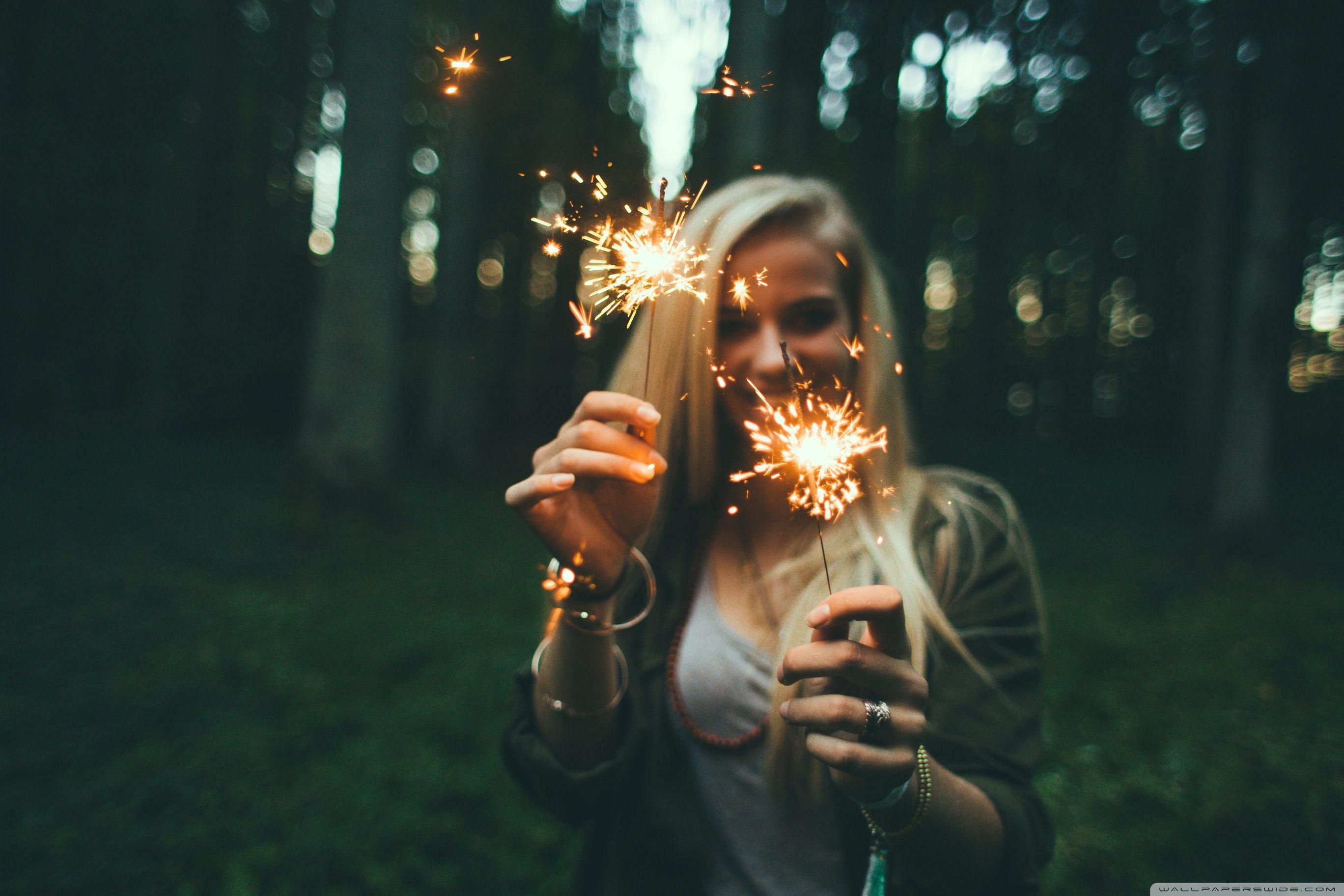 Happy Woman Wallpapers - Top Free Happy Woman Backgrounds - WallpaperAccess