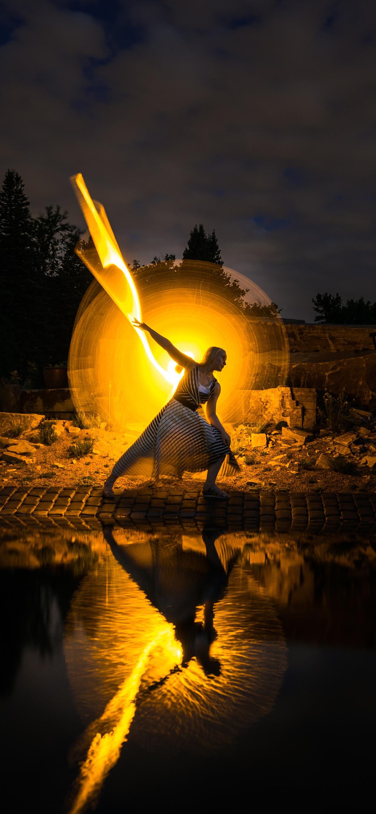 Glow iPhone Wallpapers - Top Free Glow iPhone Backgrounds - WallpaperAccess