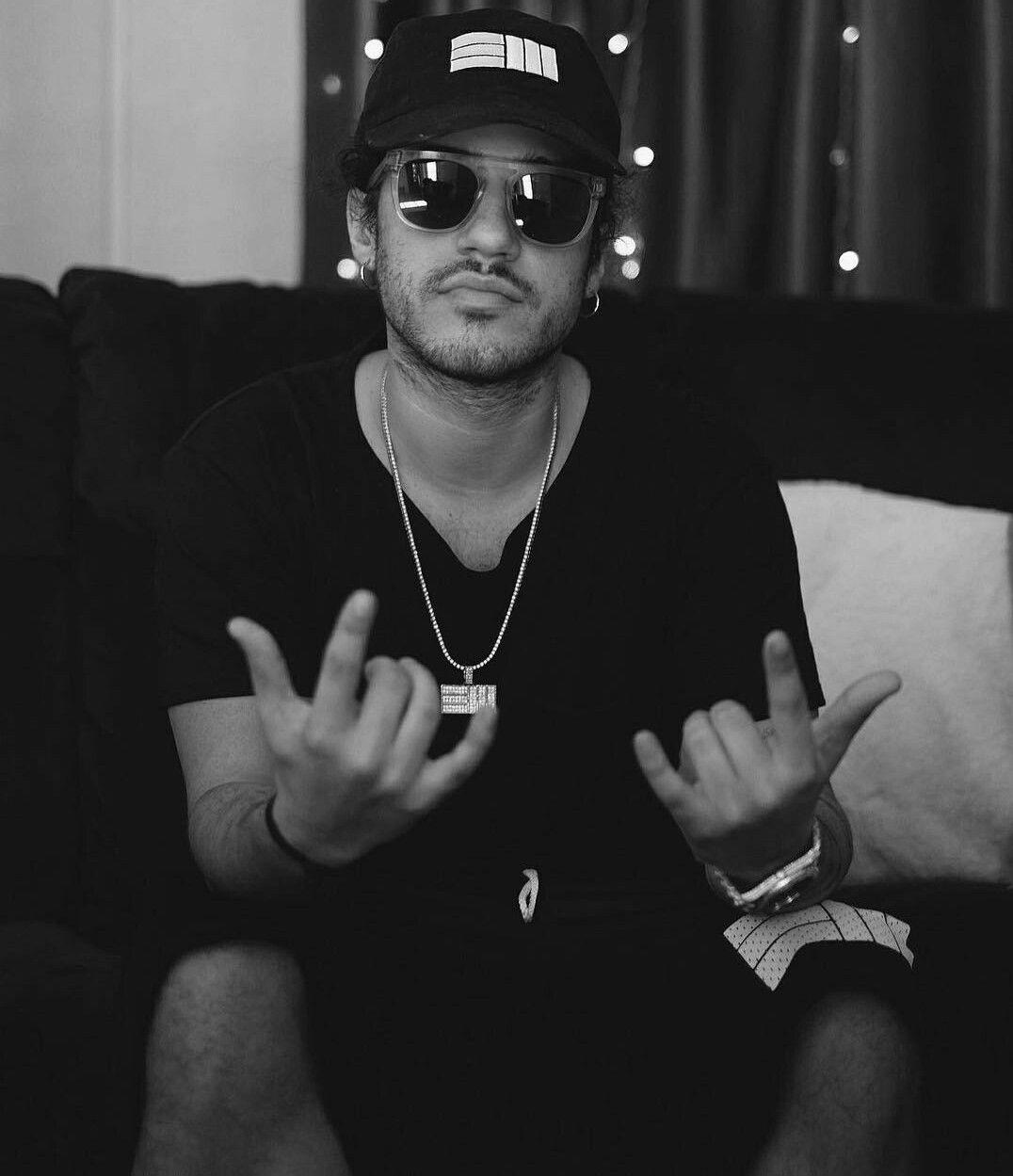 Russ Rapper Wallpapers - Top Free Russ Rapper Backgrounds - WallpaperAccess