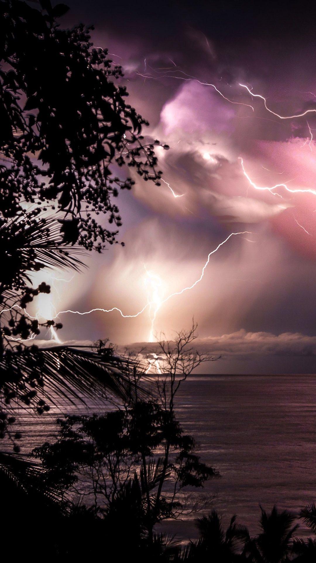 Lightning iPhone 8 Wallpapers - Top Free Lightning iPhone 8 Backgrounds ...