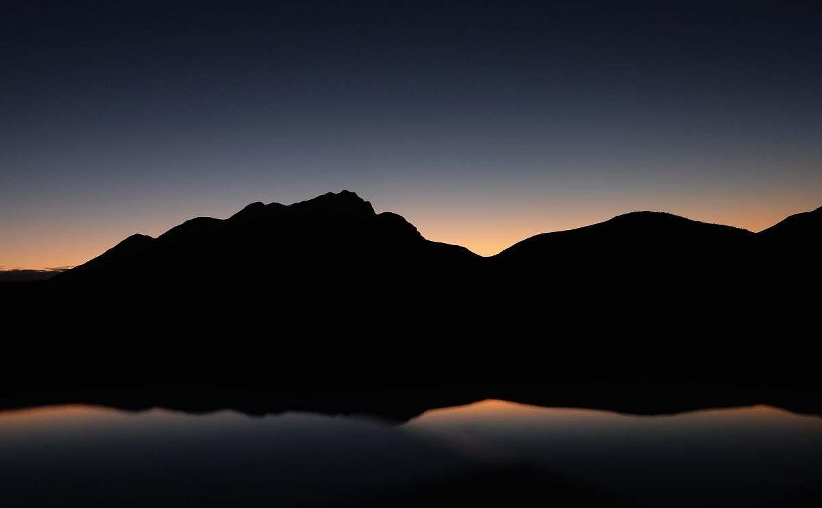 Mountain Silhouette Wallpapers - Top Free Mountain Silhouette ...