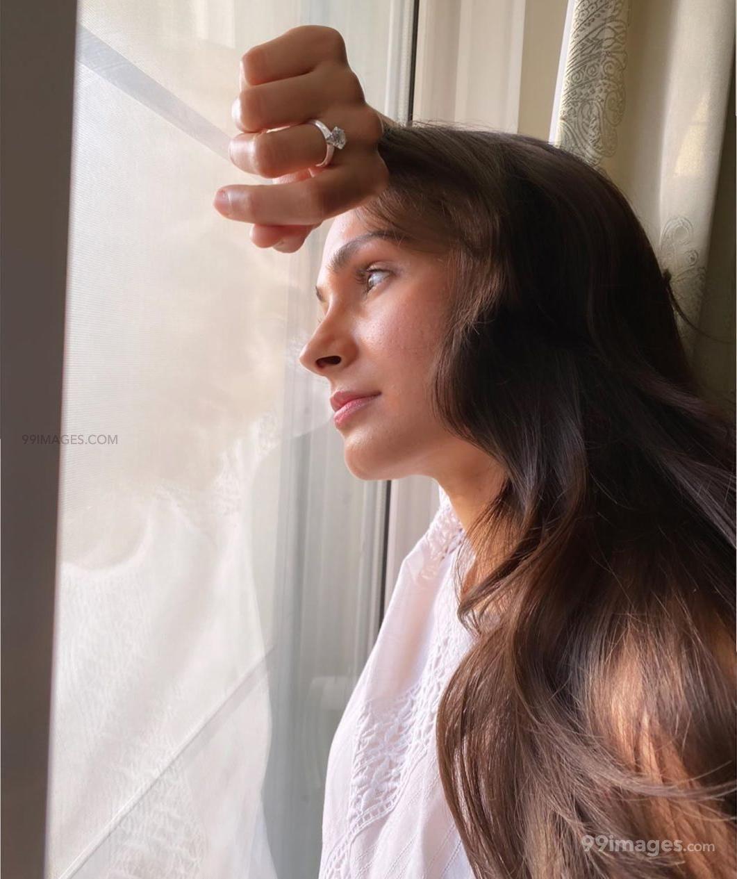 Andrea Jeremiah HD Wallpapers - Top Free Andrea Jeremiah HD Backgrounds ...