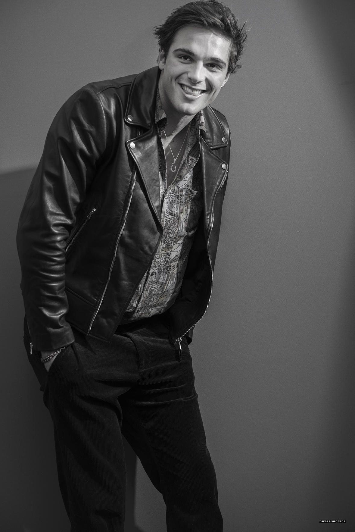 Jacob Elordi Wallpapers - Top Free Jacob Elordi Backgrounds ...