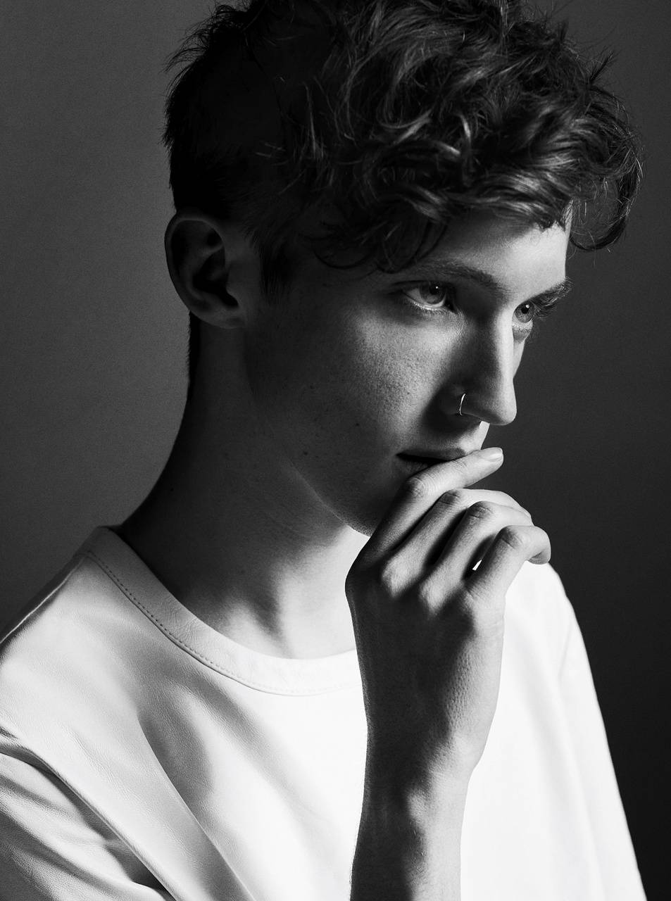 Troye Sivan Wallpapers - Top Free Troye Sivan Backgrounds - WallpaperAccess