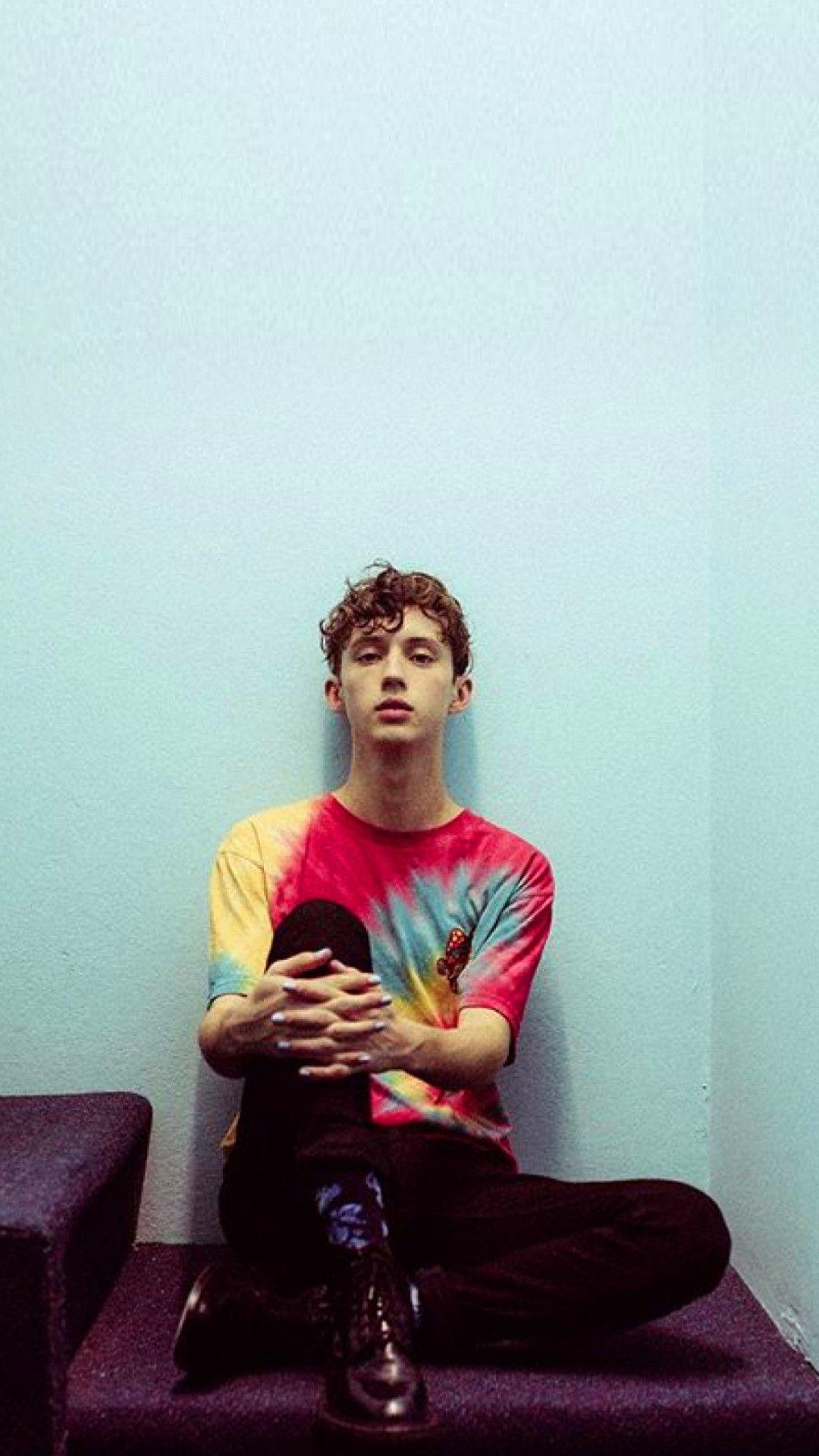 Troye Sivan Wallpapers - Top Free Troye Sivan Backgrounds - WallpaperAccess