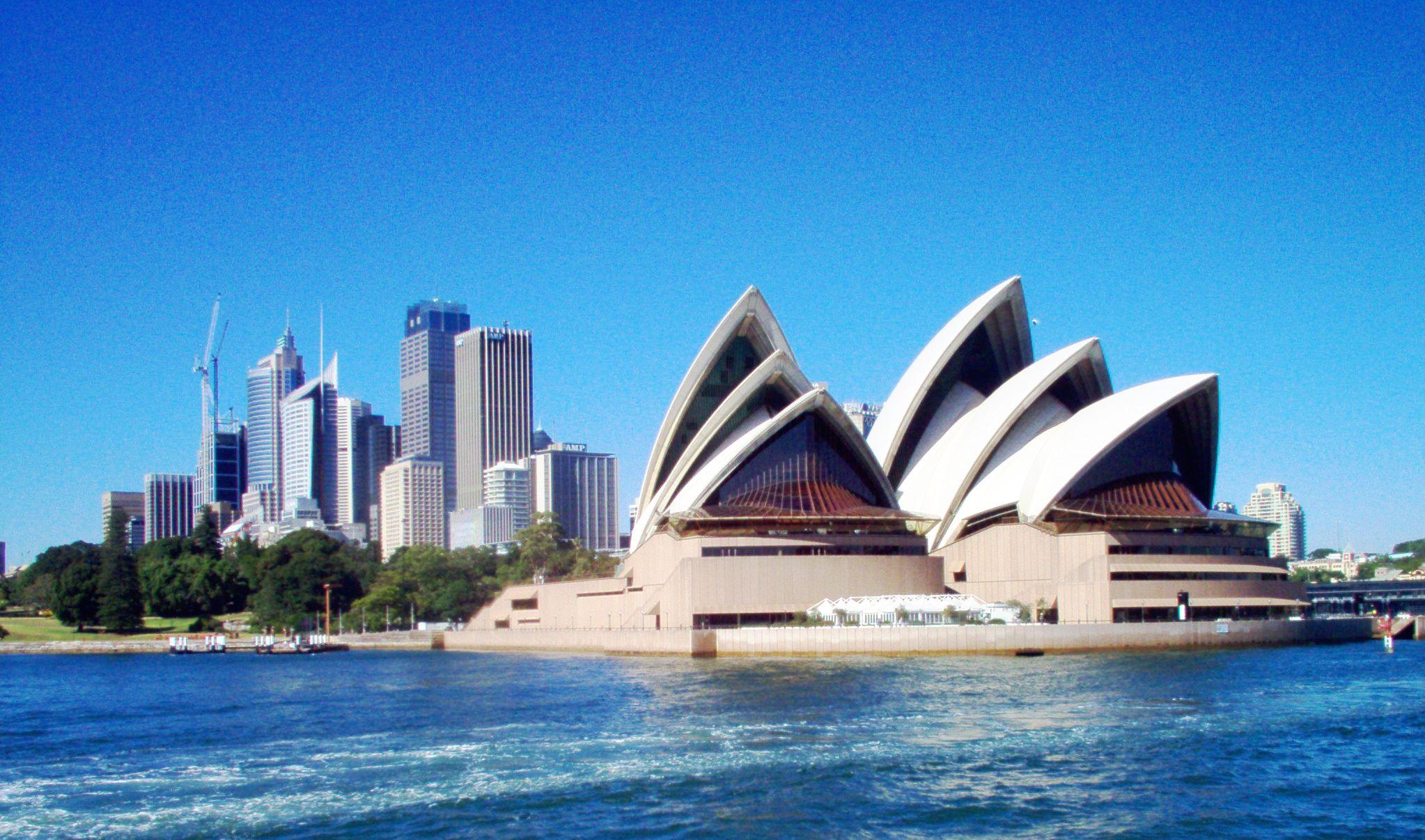 Opera House Wallpapers - Top Free Opera House Backgrounds - WallpaperAccess