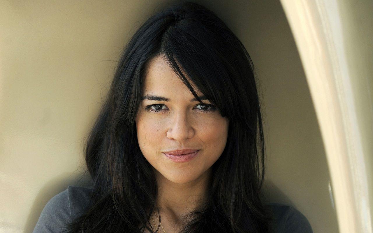 Michelle Rodriguez Wallpapers - Top Free Michelle Rodriguez Backgrounds ...