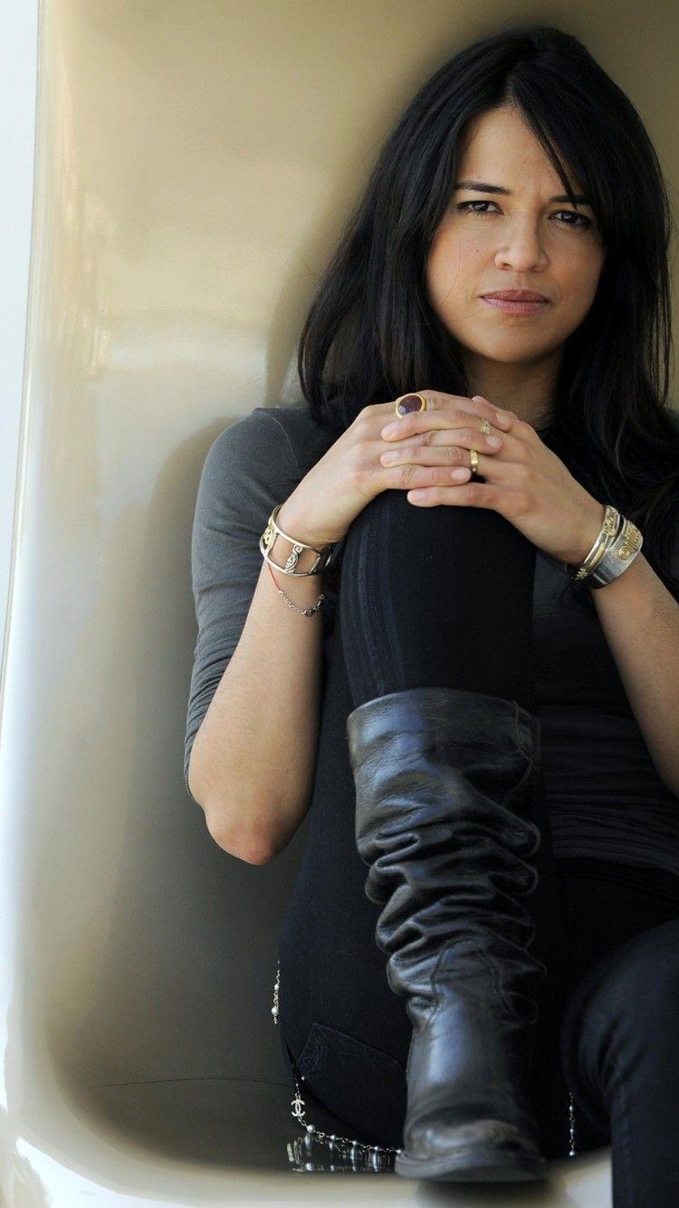 Michelle Rodriguez Wallpapers - Top Free Michelle Rodriguez Backgrounds ...