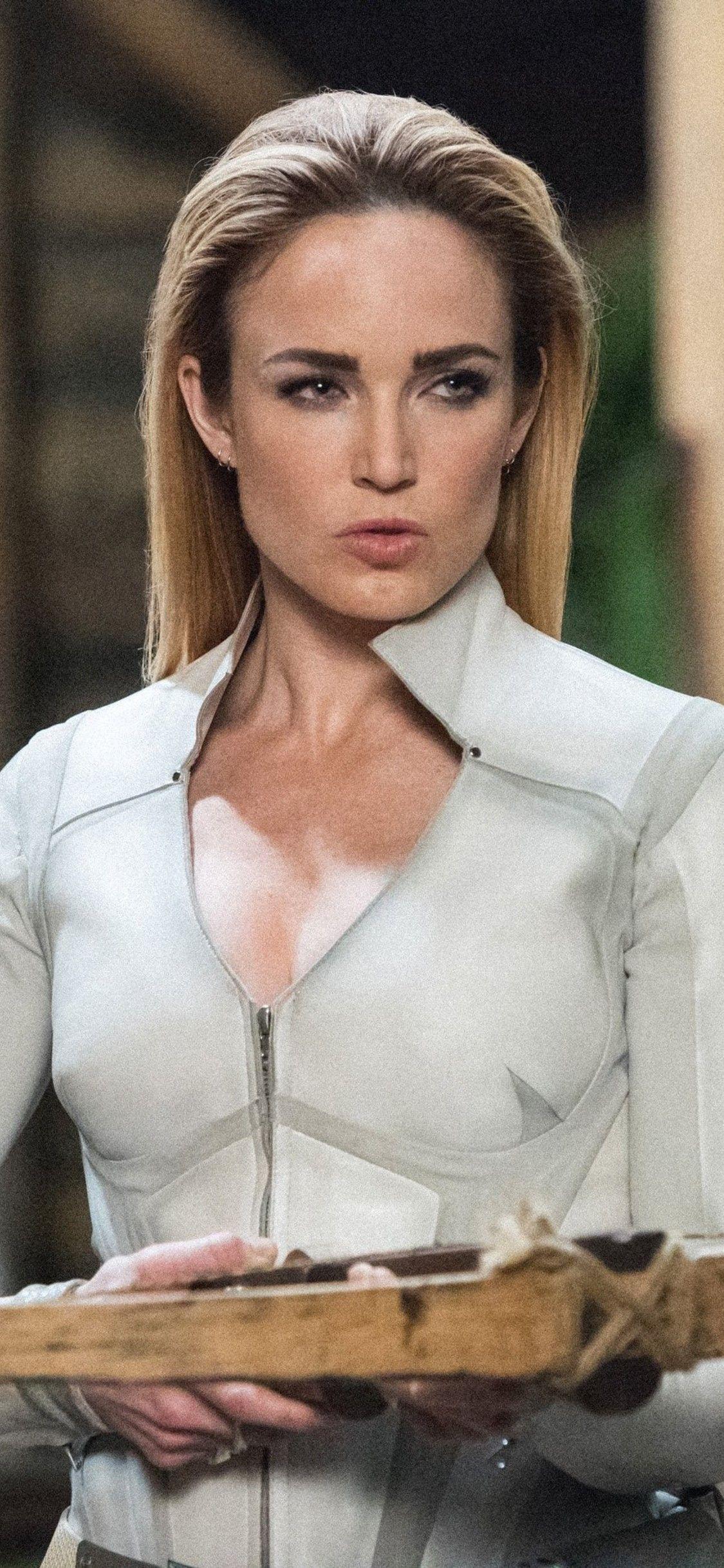 Sara Lance Wallpapers - Top Free Sara Lance Backgrounds - WallpaperAccess