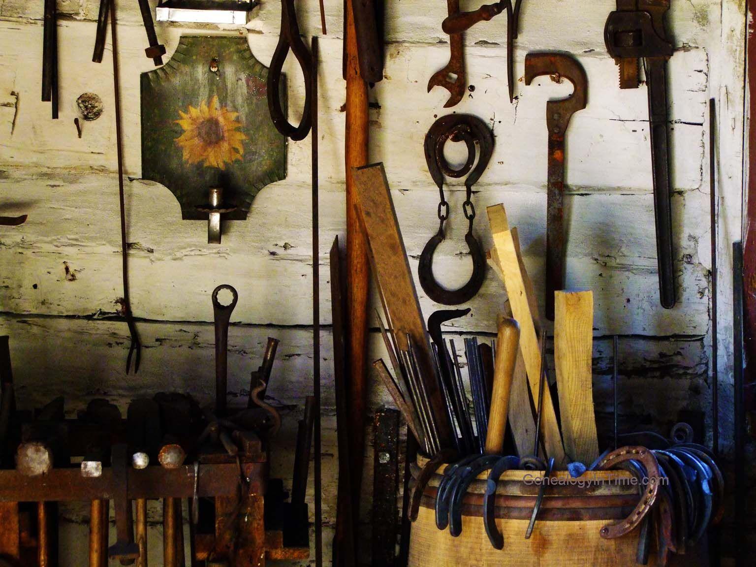 Old Tools Wallpapers - Top Free Old Tools Backgrounds - WallpaperAccess