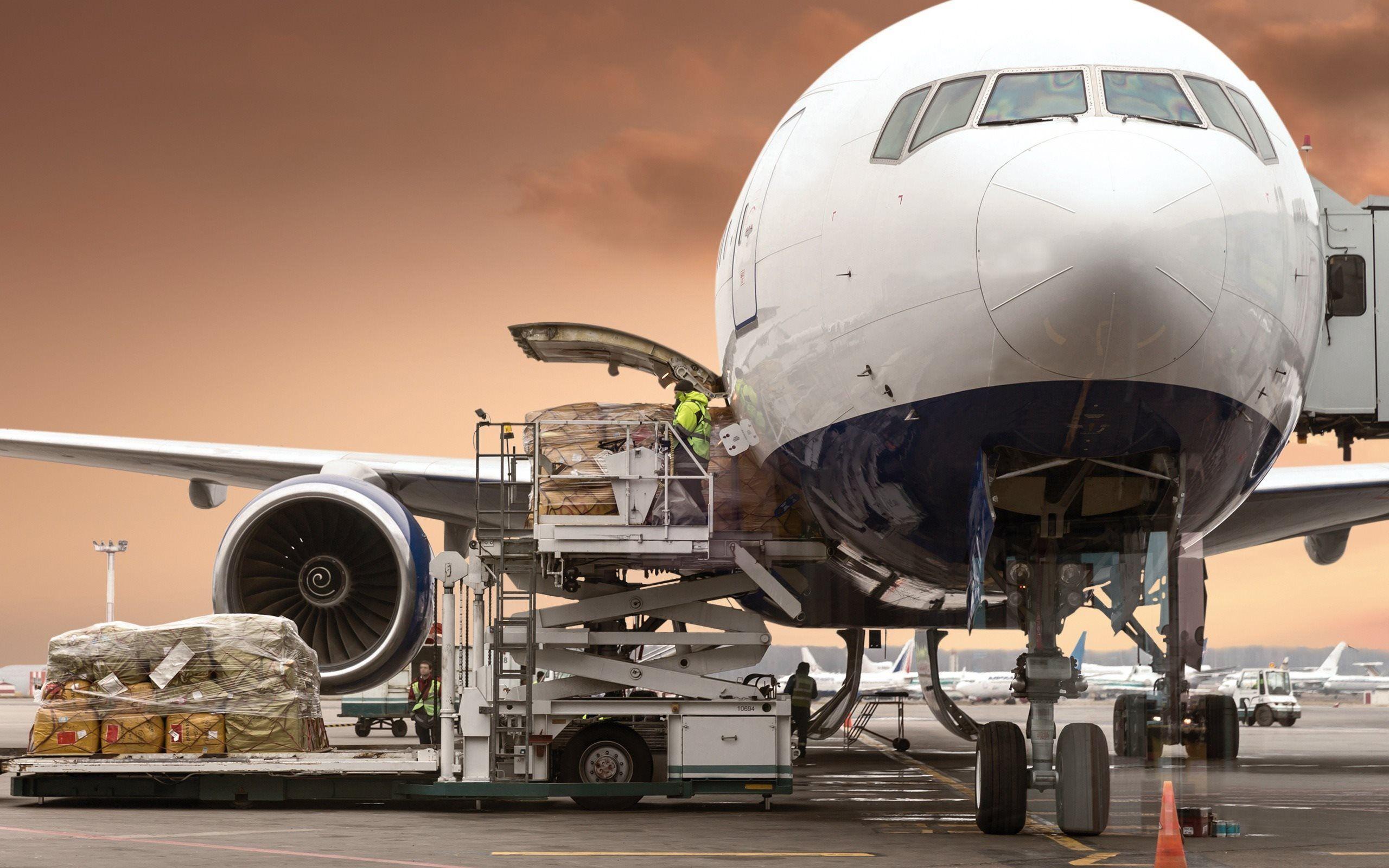 Air Cargo Wallpapers - Top Free Air Cargo Backgrounds - WallpaperAccess