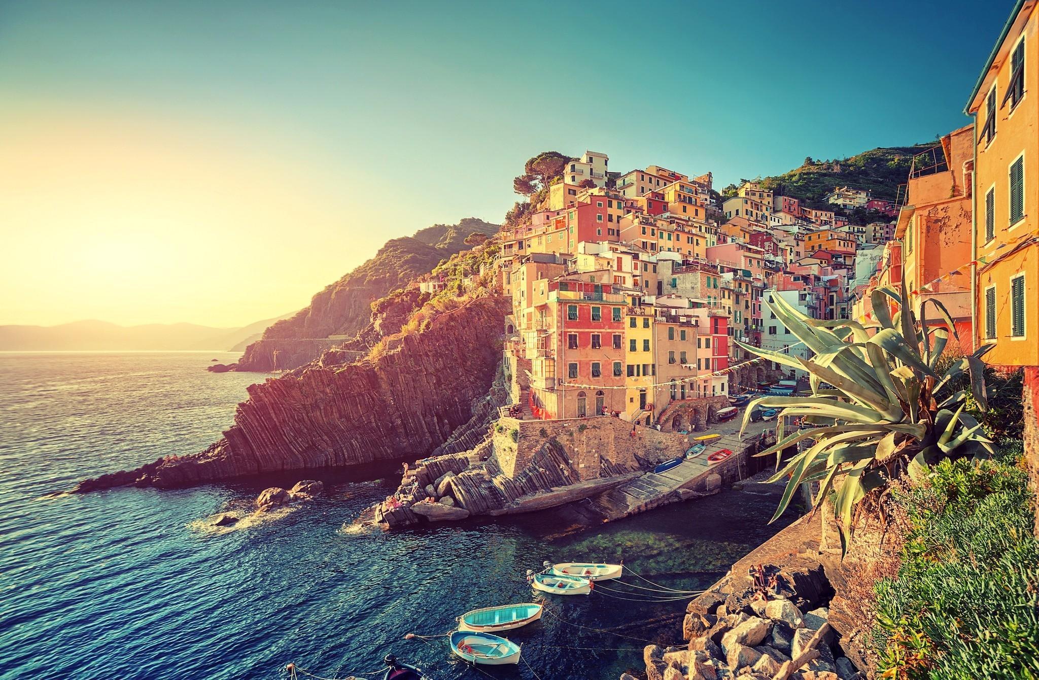 Liguria Wallpapers - Top Free Liguria Backgrounds - WallpaperAccess