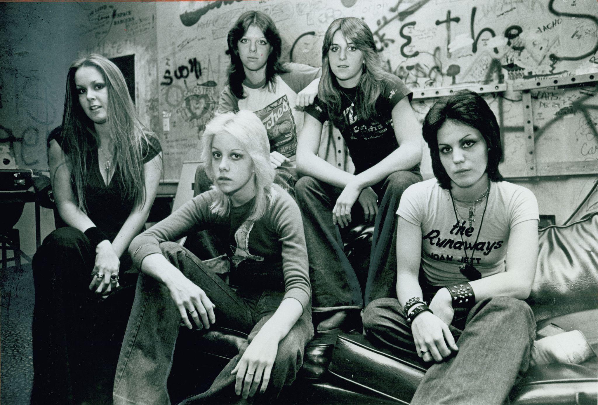 The Runaways Wallpapers - Top Free The Runaways Backgrounds ...
