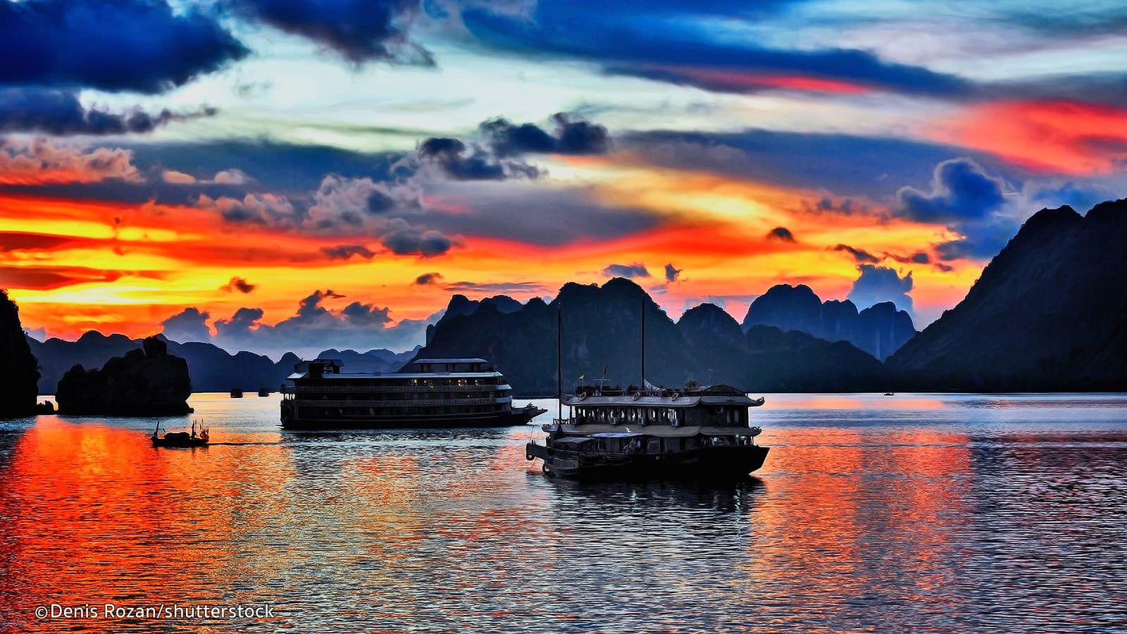 Ha Long Bay Wallpapers - Top Free Ha Long Bay Backgrounds - WallpaperAccess