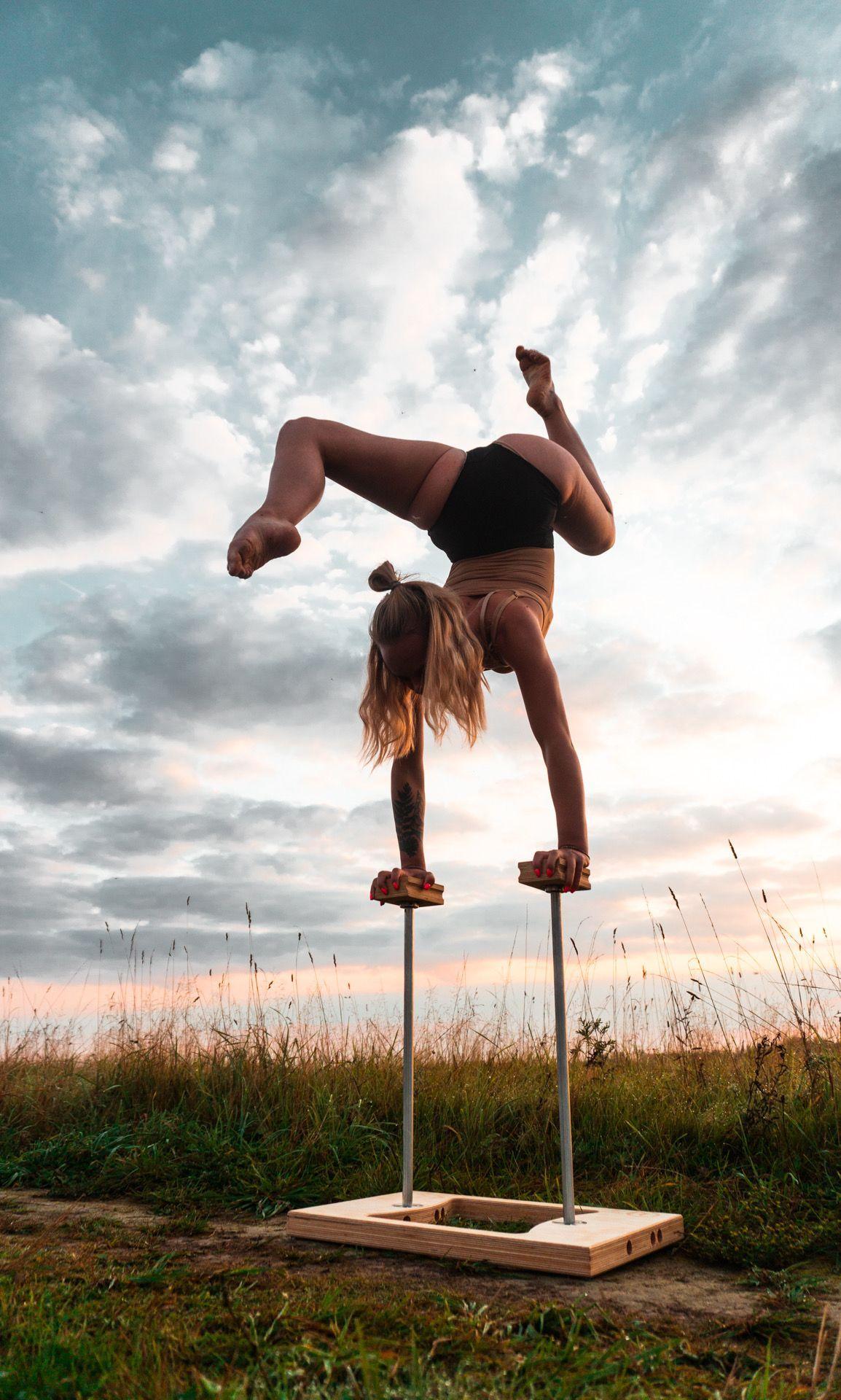 Handstand Wallpapers - Top Free Handstand Backgrounds - WallpaperAccess