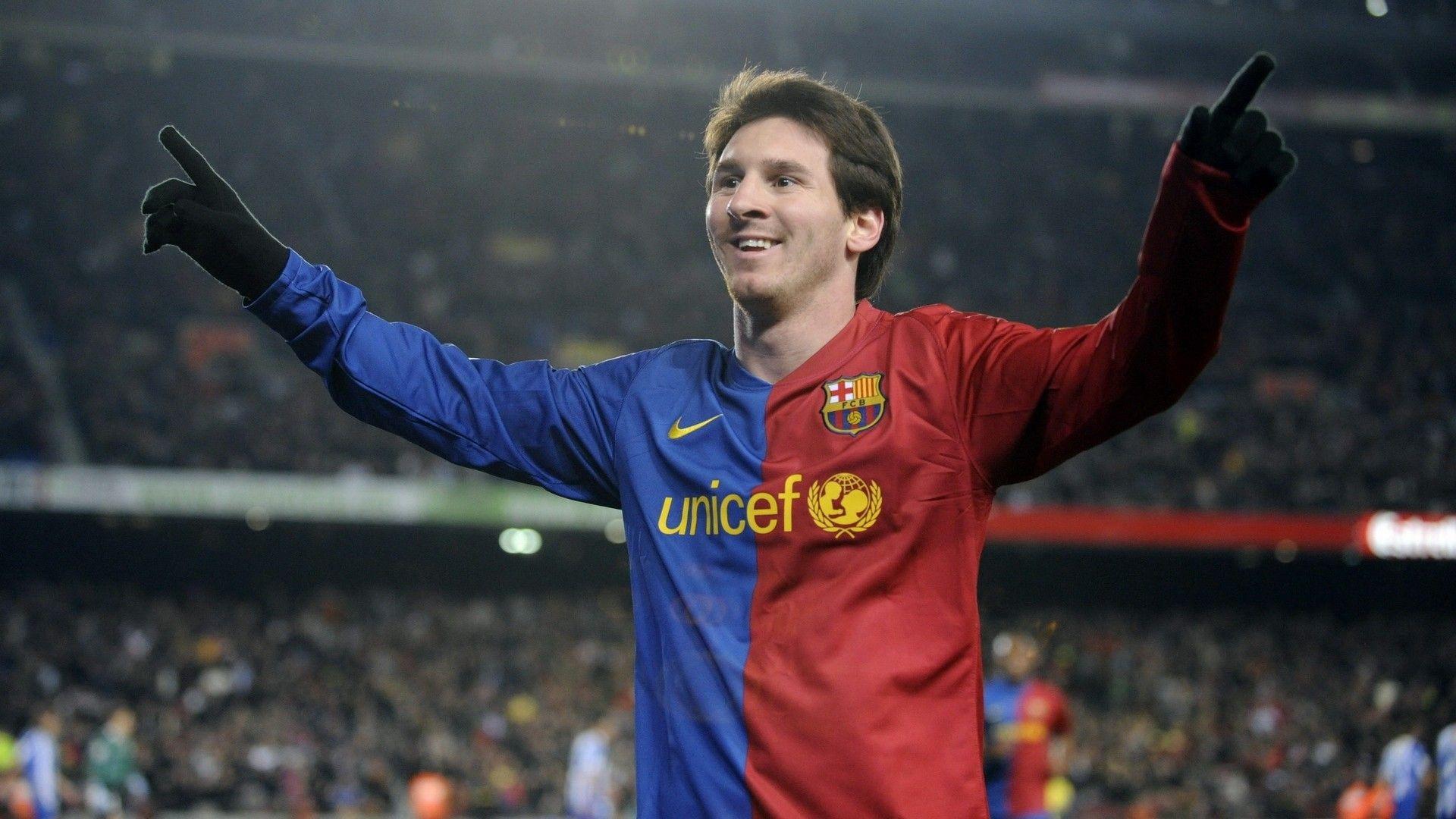 Messi Old Wallpapers - Top Free Messi Old Backgrounds - WallpaperAccess