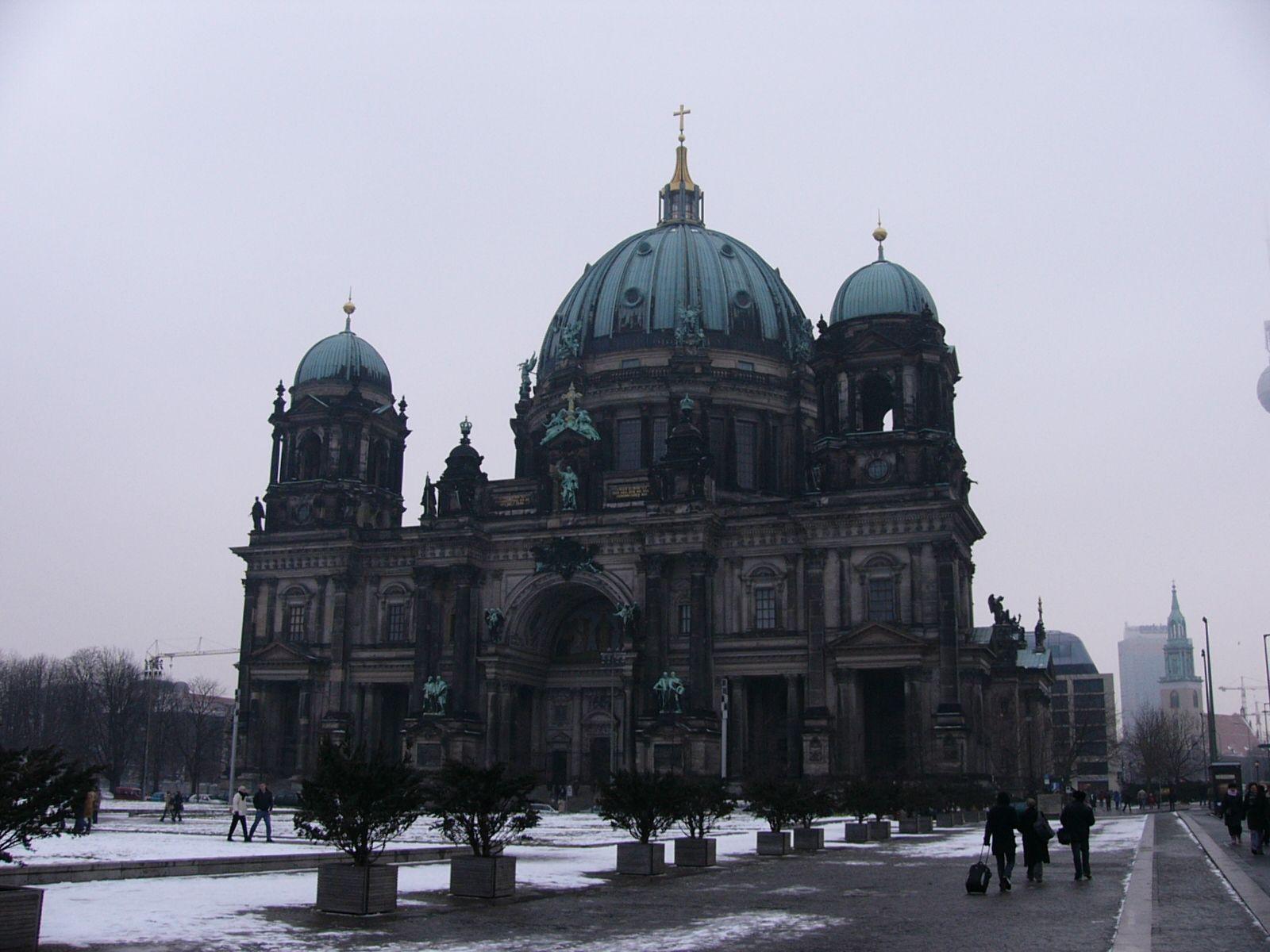 Berlin Winter Wallpapers - Top Free Berlin Winter Backgrounds ...