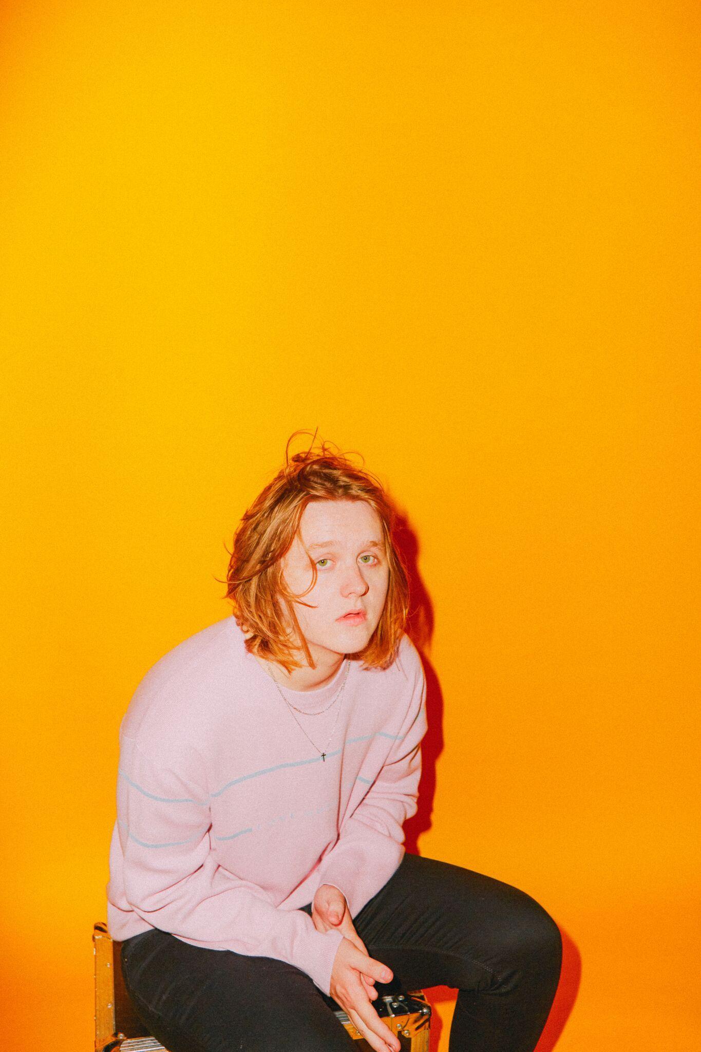 Lewis Capaldi Wallpapers - Top Free Lewis Capaldi Backgrounds ...