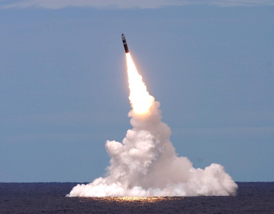 Missile Wallpapers - Top Free Missile Backgrounds - WallpaperAccess