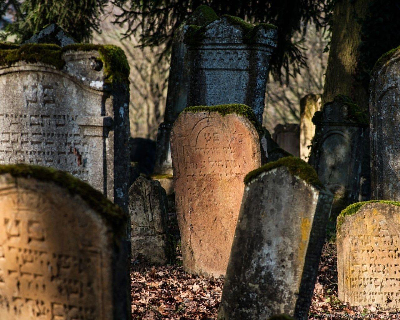 Gothic Graveyard Wallpapers - Top Free Gothic Graveyard Backgrounds ...