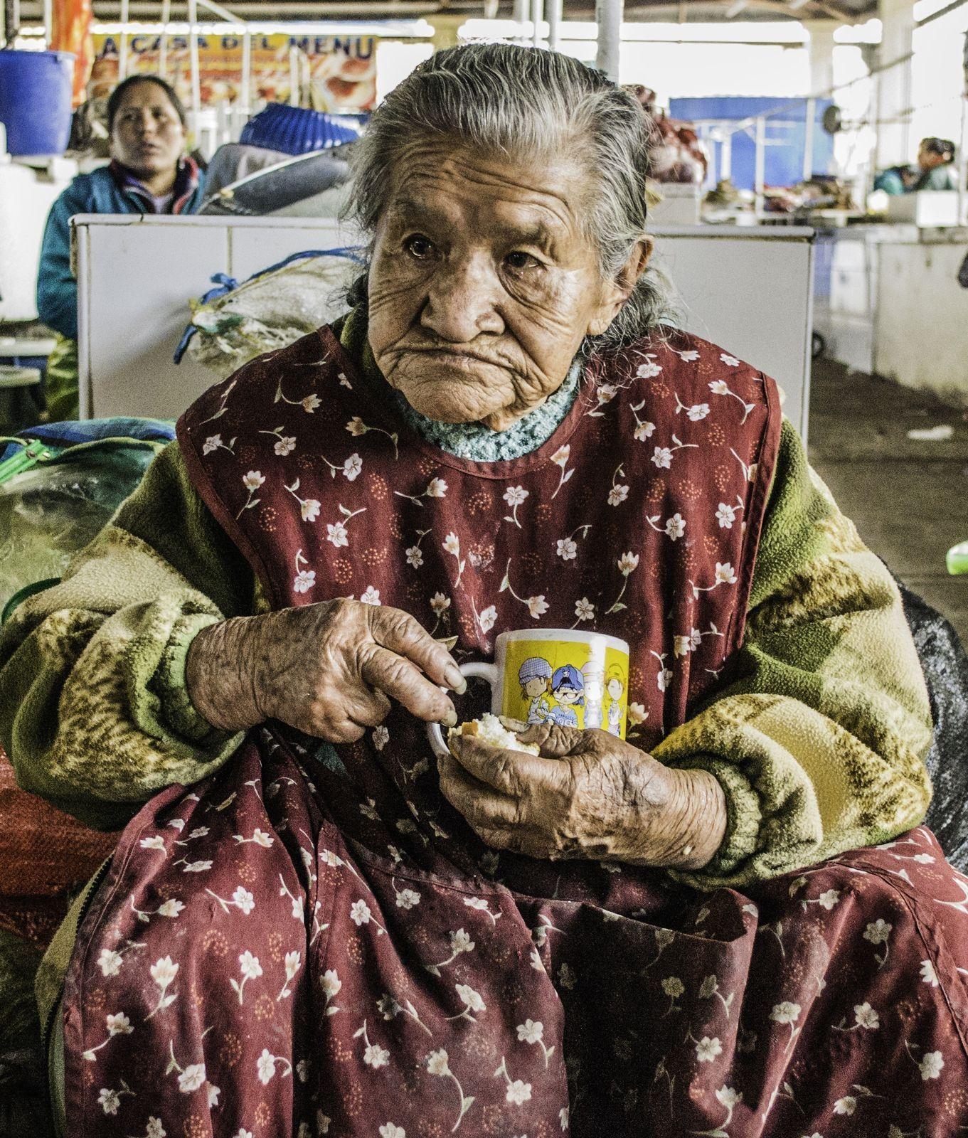 Old Woman Wallpapers - Top Free Old Woman Backgrounds - WallpaperAccess