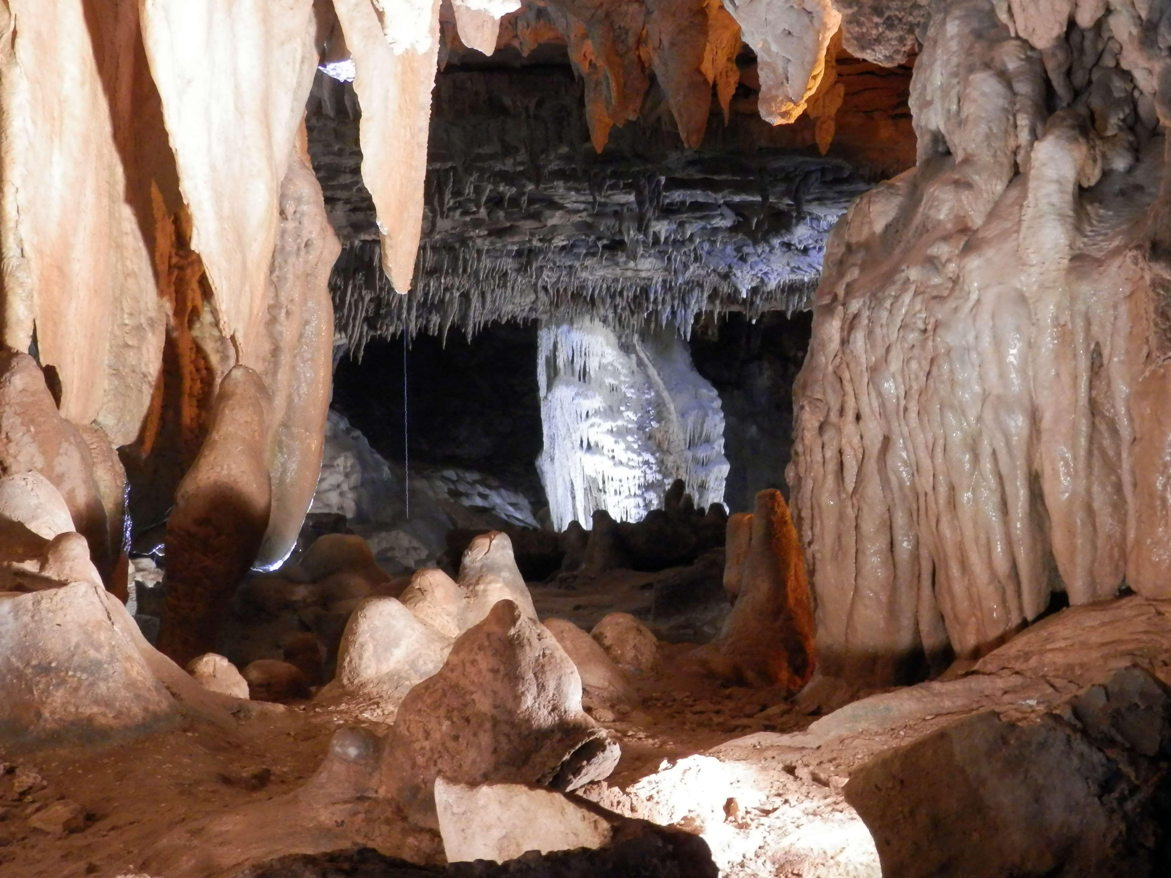 Cavern Wallpapers - Top Free Cavern Backgrounds - WallpaperAccess