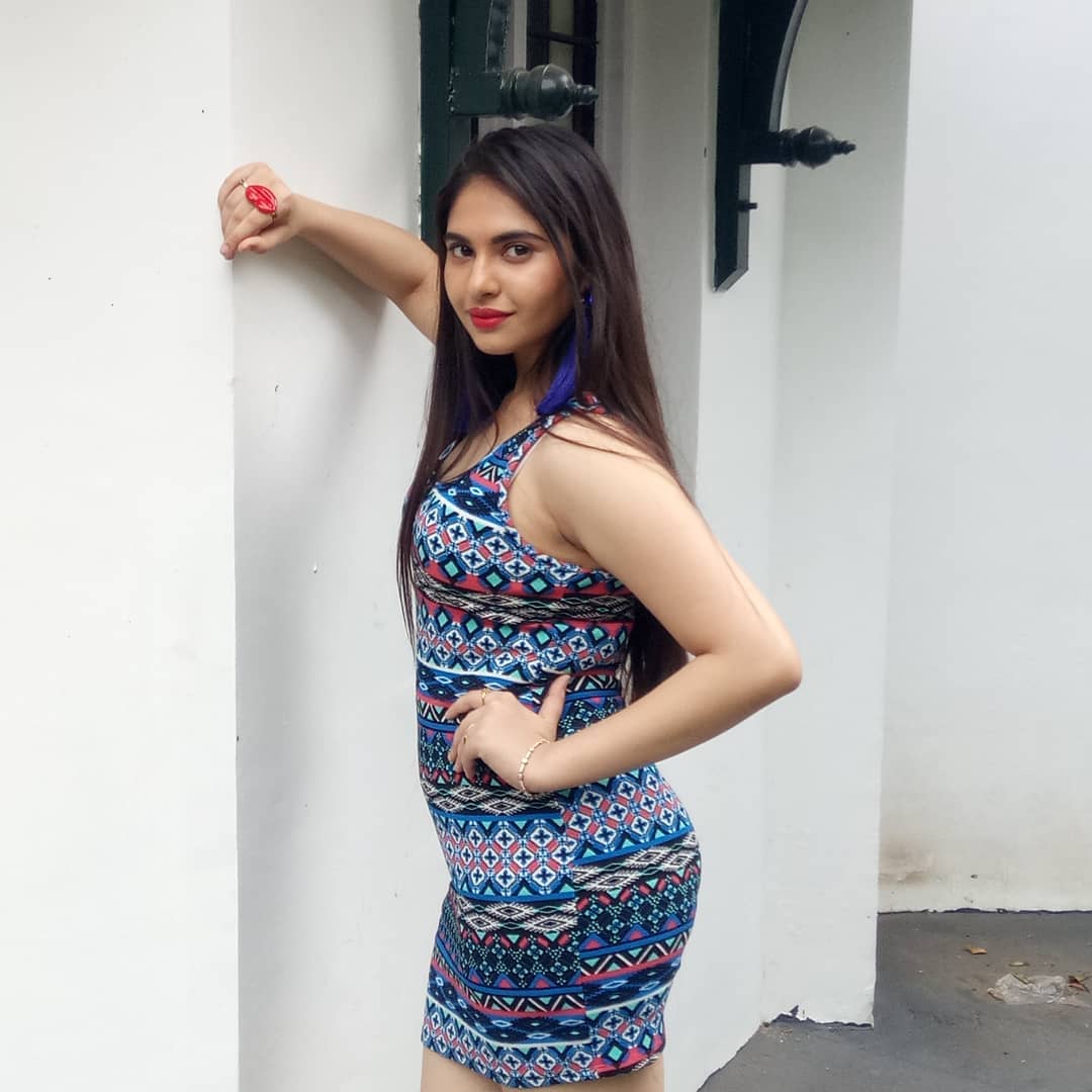 Simran Natekar Wallpapers - Top Free Simran Natekar Backgrounds - WallpaperAccess