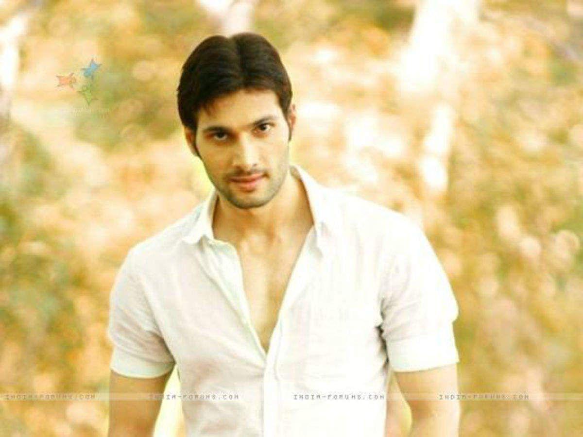 Aham Sharma Wallpapers - Top Free Aham Sharma Backgrounds - WallpaperAccess