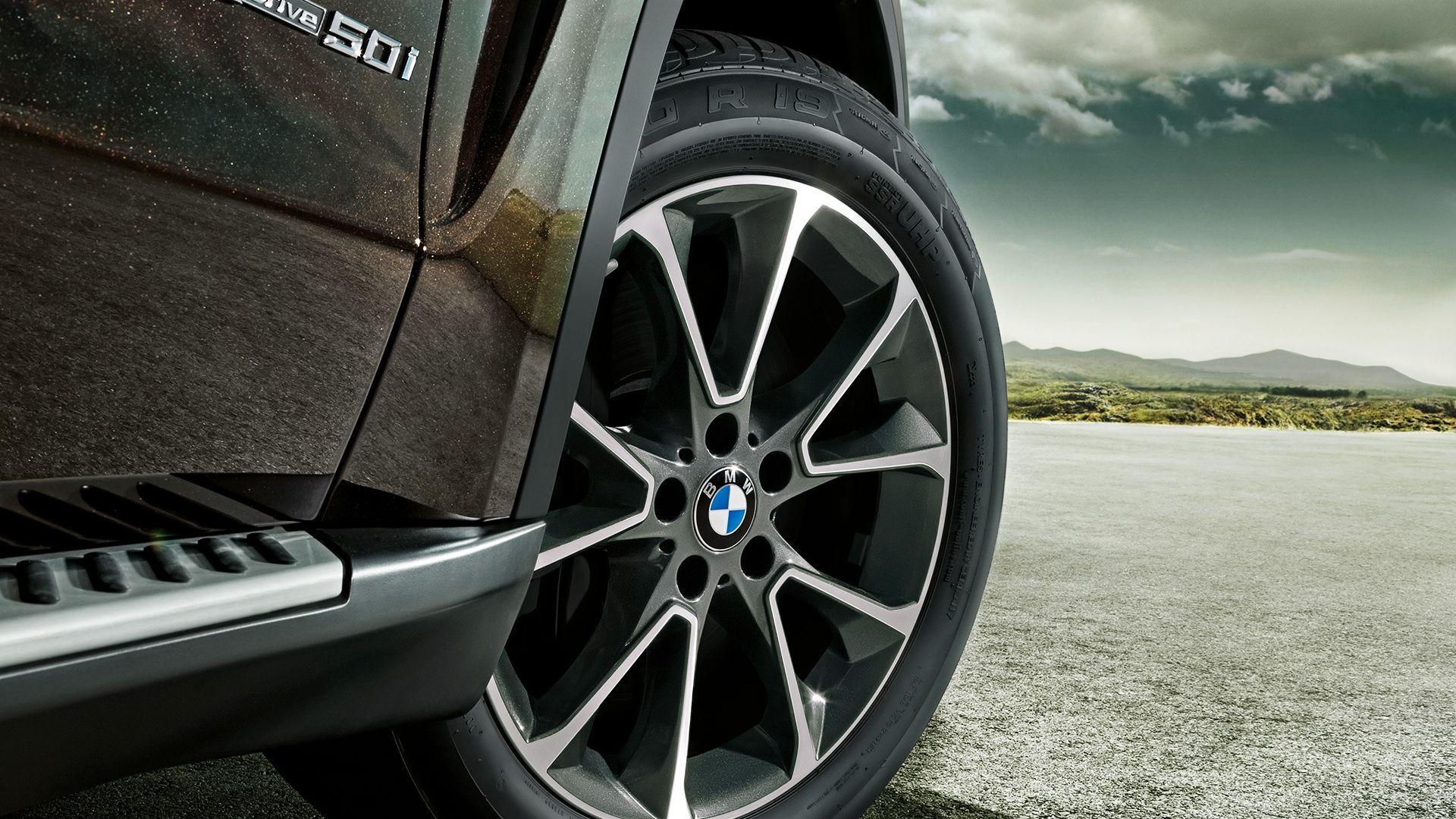 Car Tyre Wallpapers - Top Free Car Tyre Backgrounds - WallpaperAccess