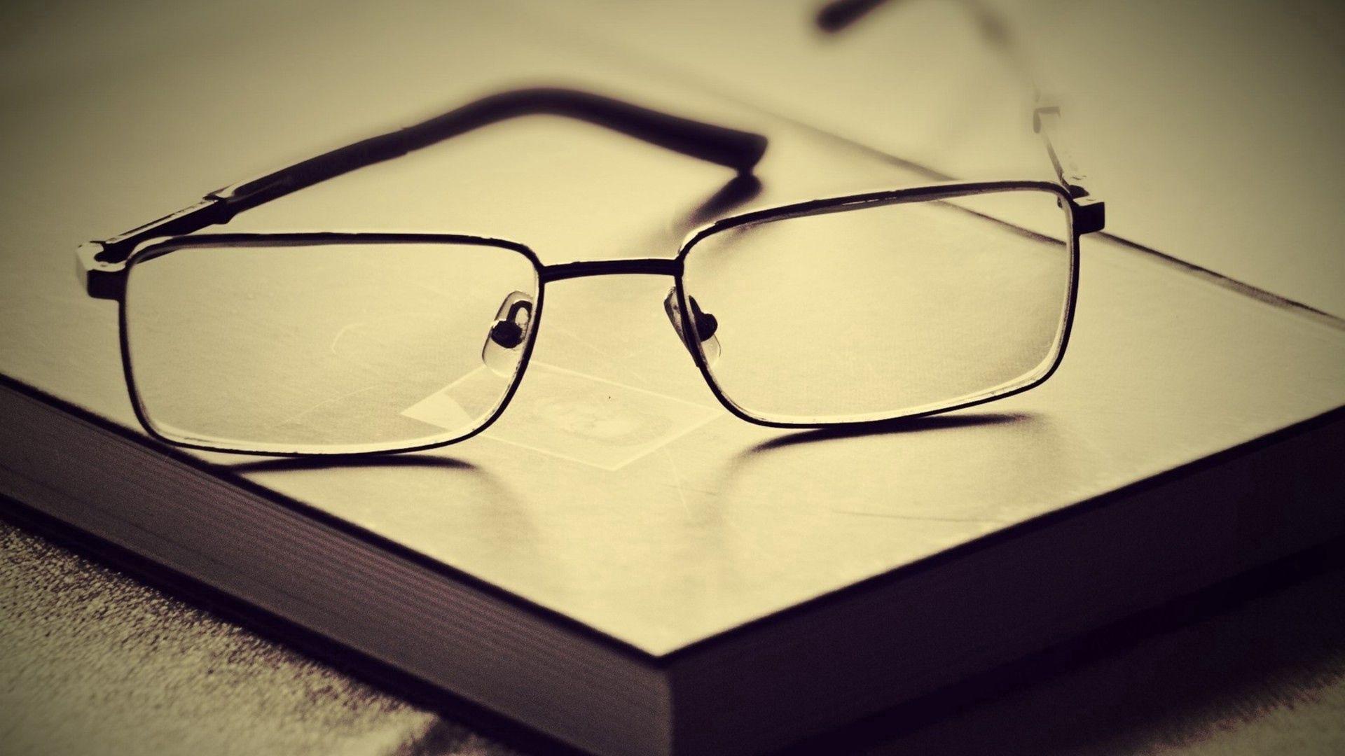 Glasses Wallpapers - Top Free Glasses Backgrounds - WallpaperAccess