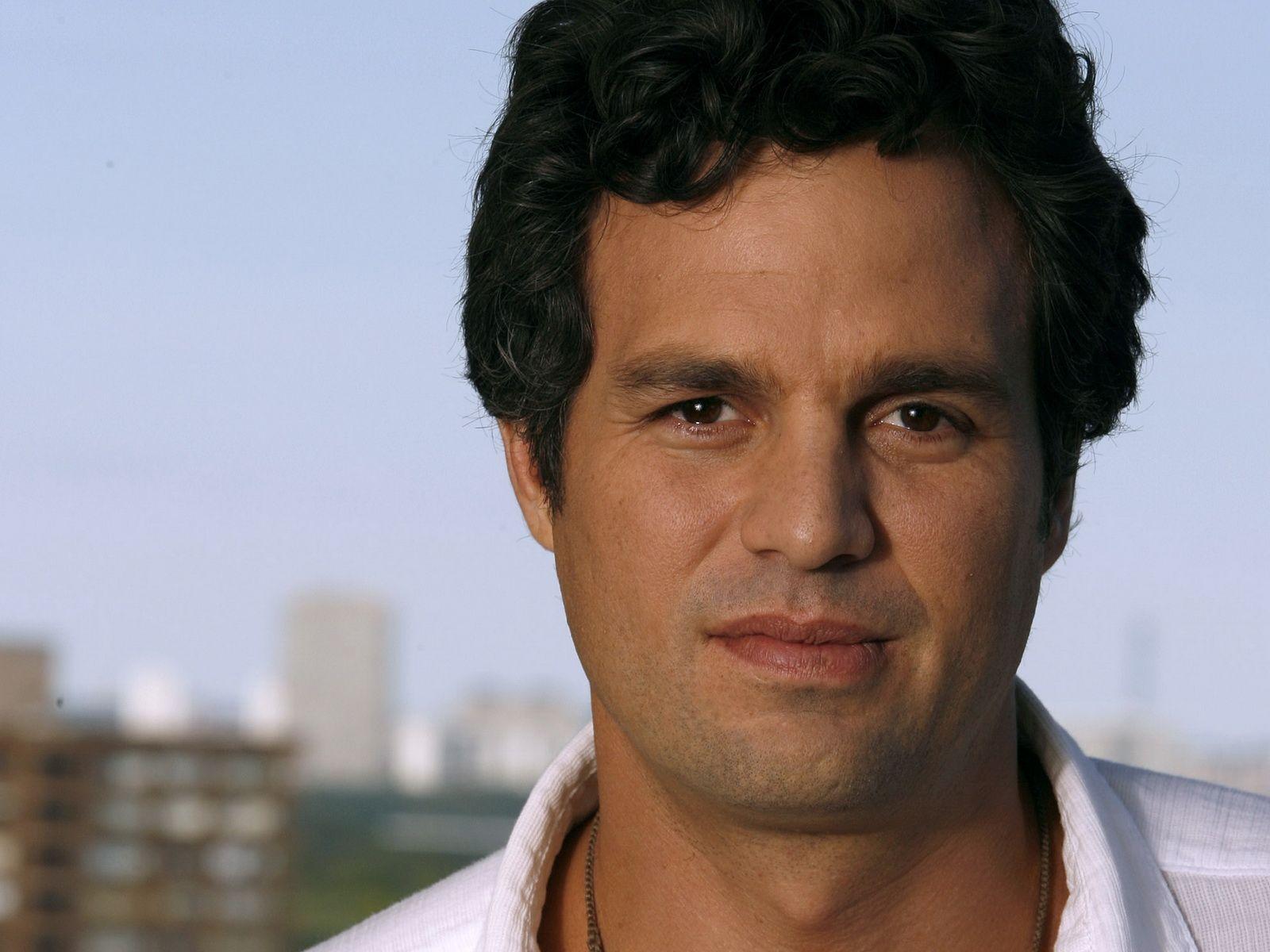 Mark Ruffalo Wallpapers - Top Free Mark Ruffalo Backgrounds ...