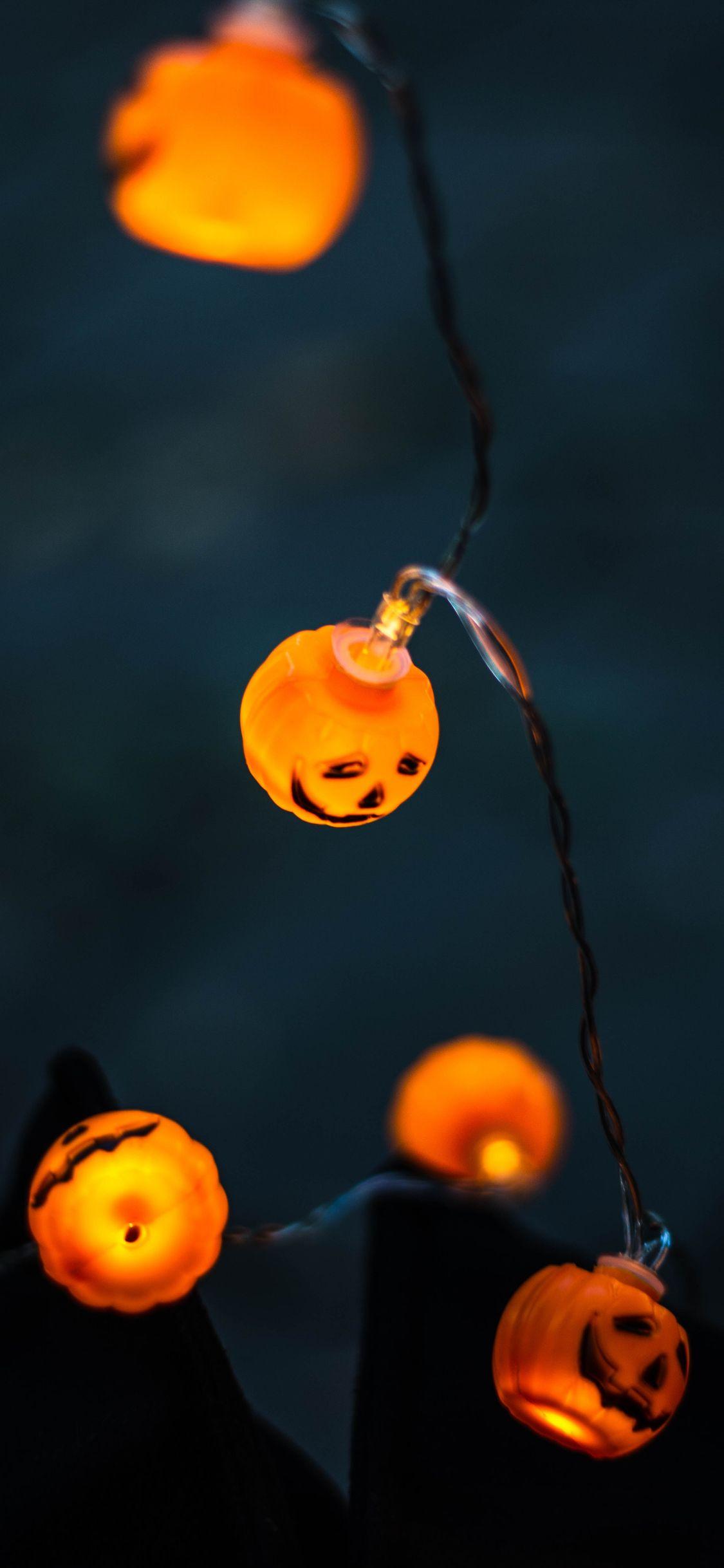 Spooky iPhone Wallpapers - Top Free Spooky iPhone Backgrounds ...