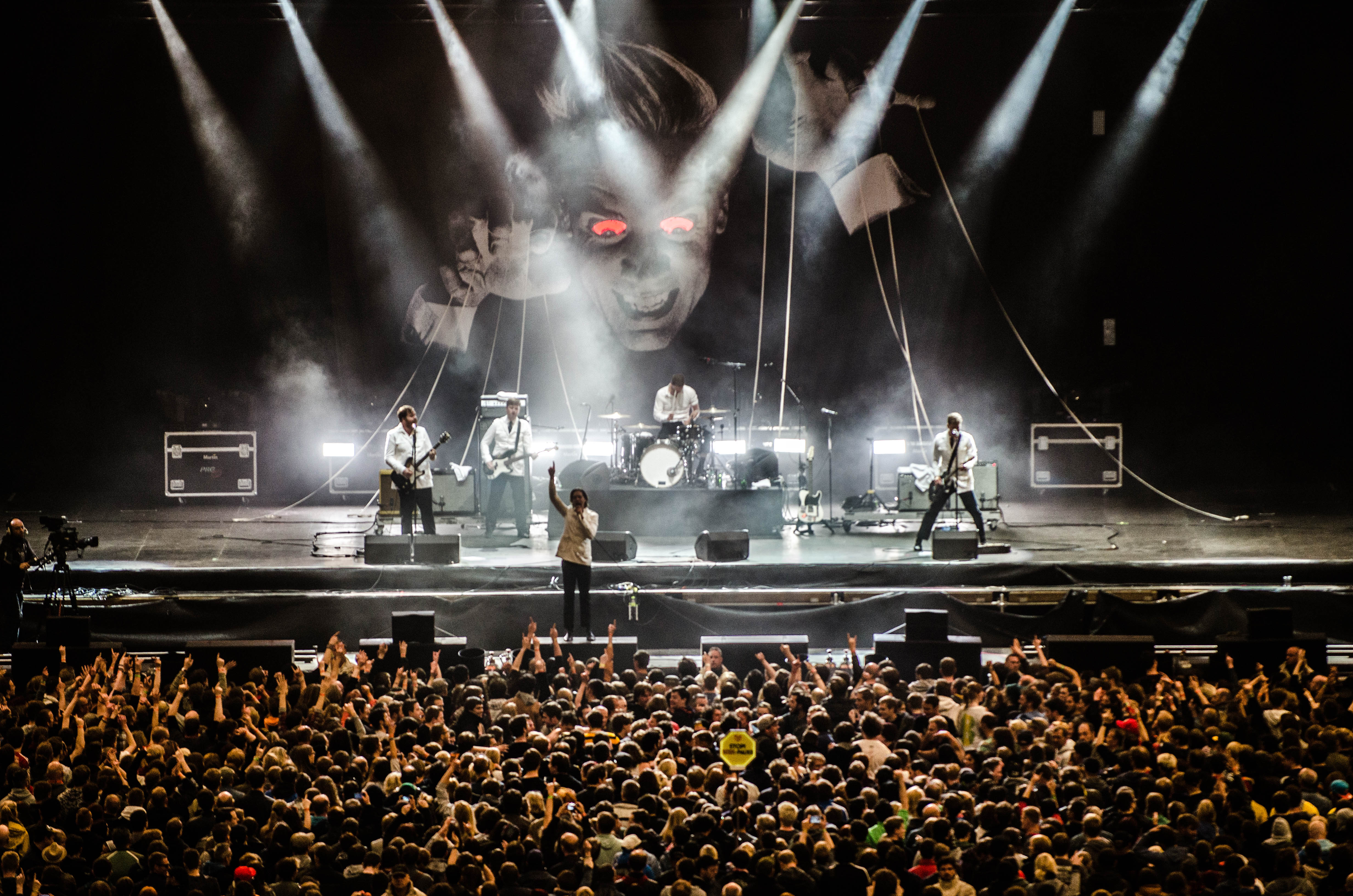 Concert Crowd Wallpapers - Top Free Concert Crowd Backgrounds ...