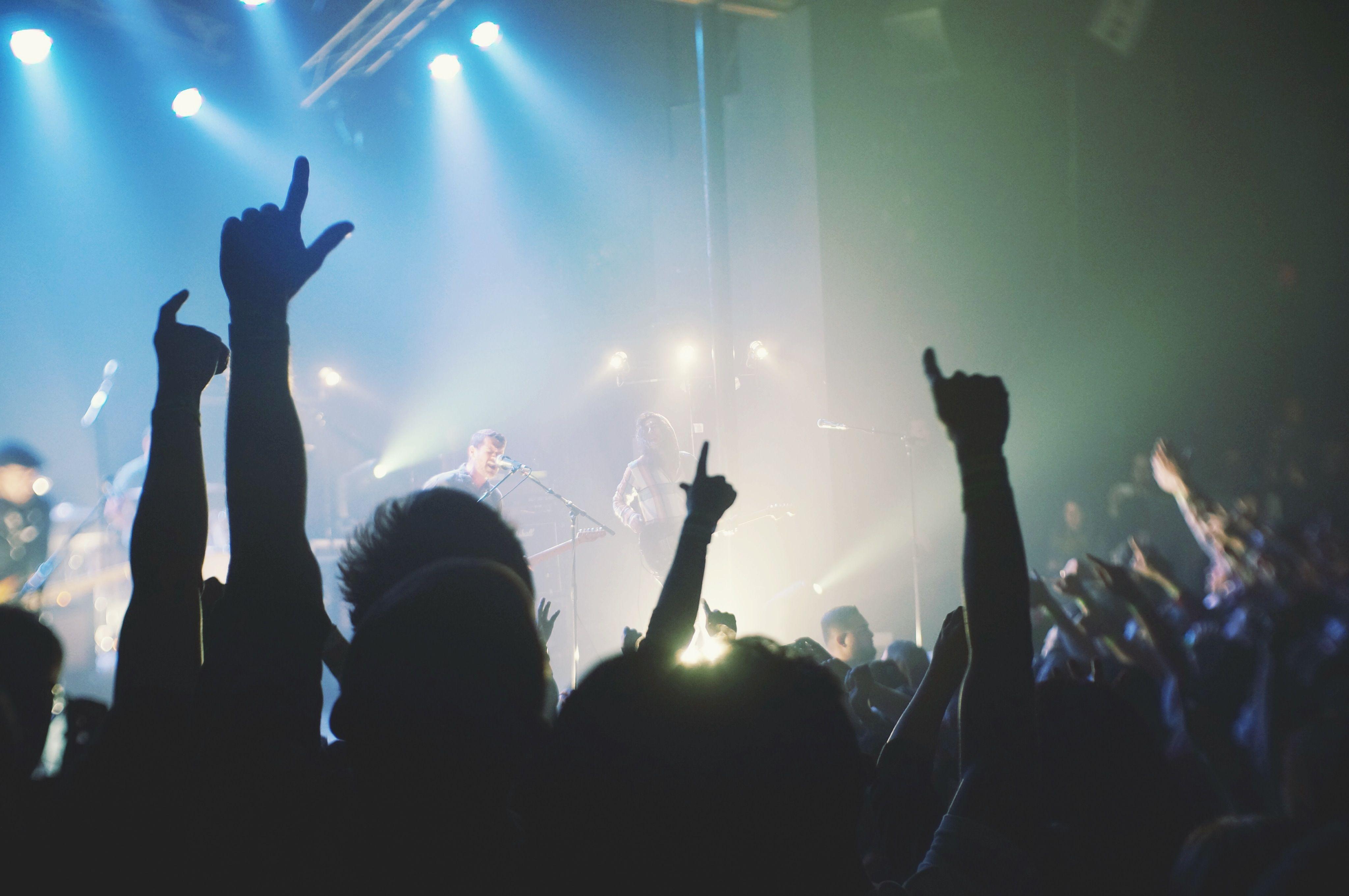 Concert Crowd Wallpapers - Top Free Concert Crowd Backgrounds ...