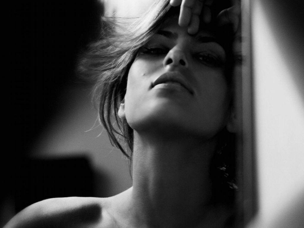 Seductive Wallpapers - Top Free Seductive Backgrounds - WallpaperAccess